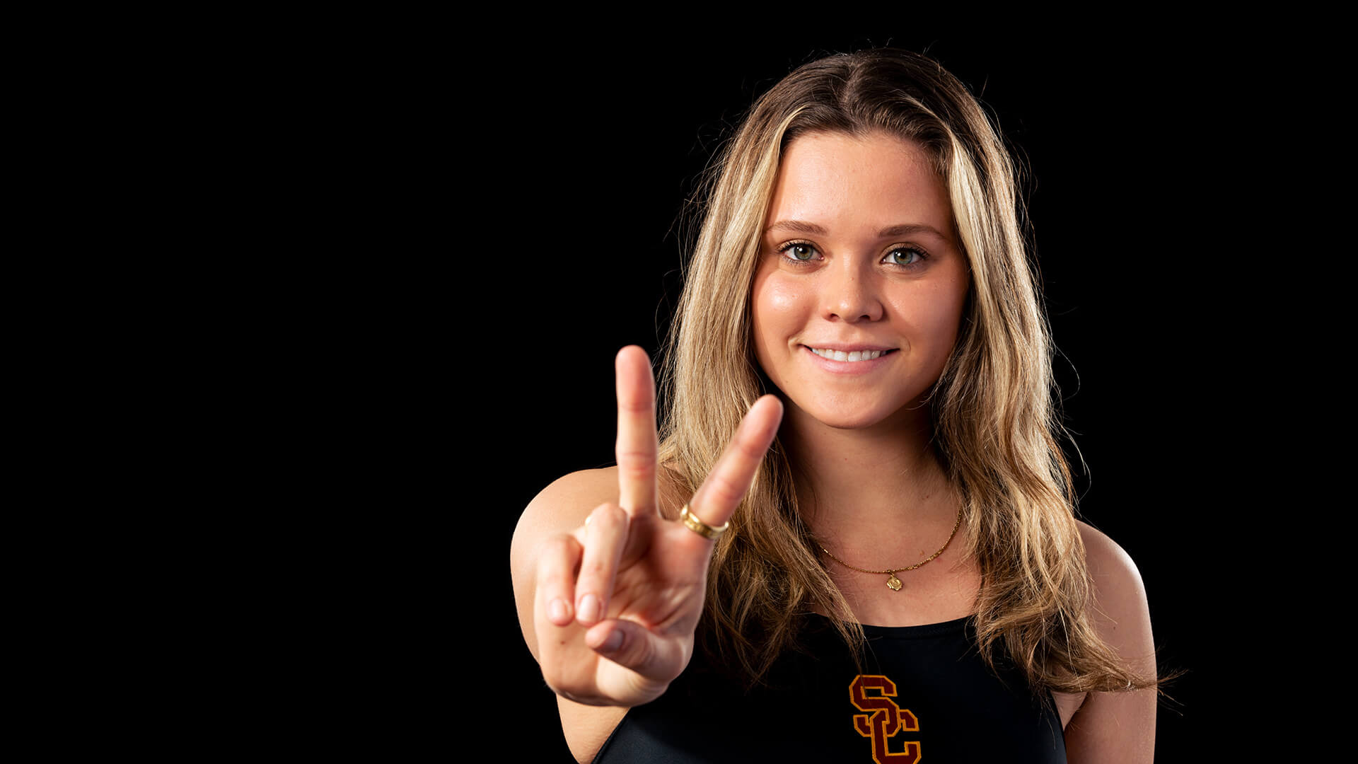 Andrea Santander - Women's Swimming & Diving - USC Athletics