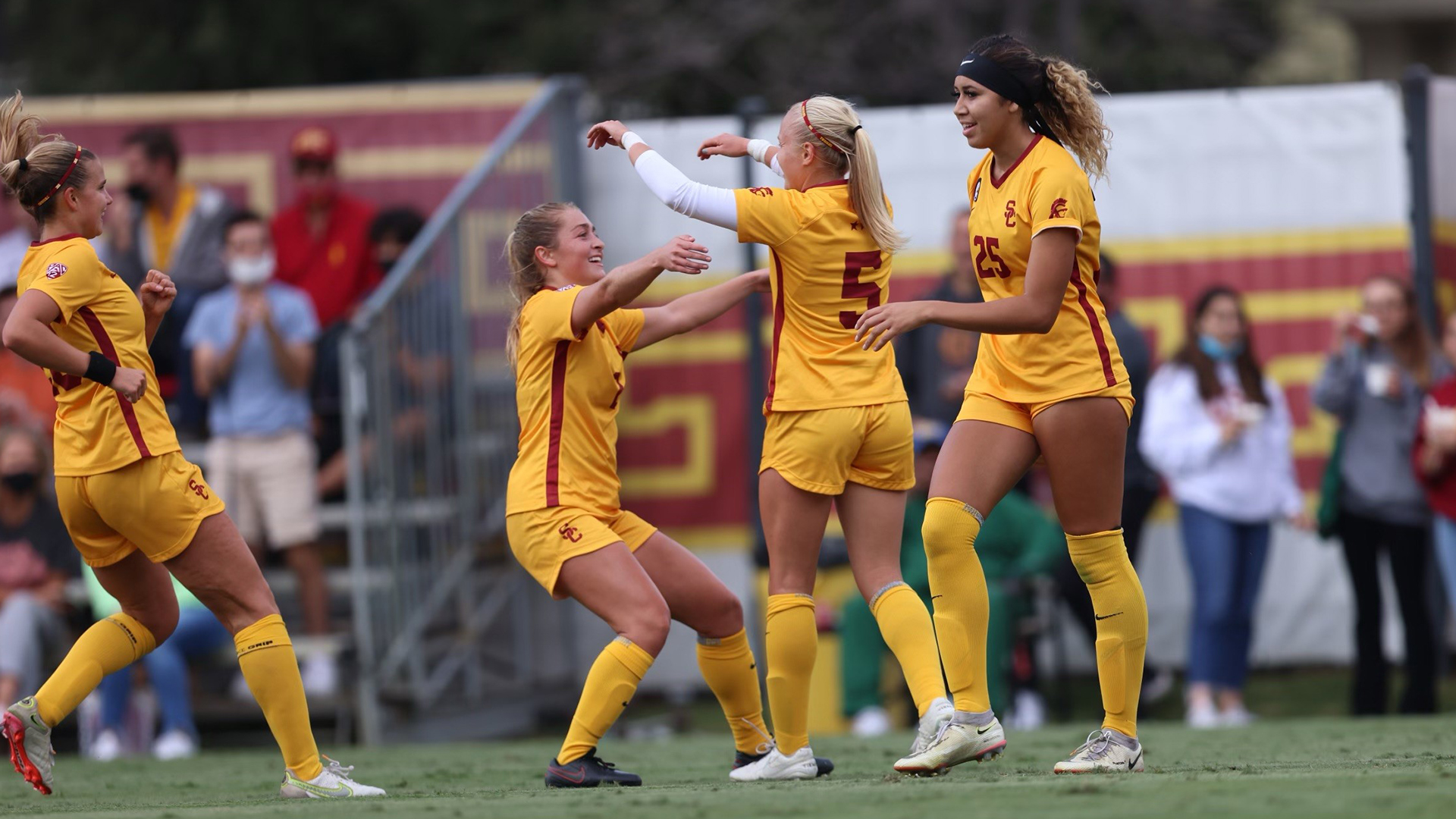 Penelope Hocking - Women's Soccer - USC Athletics