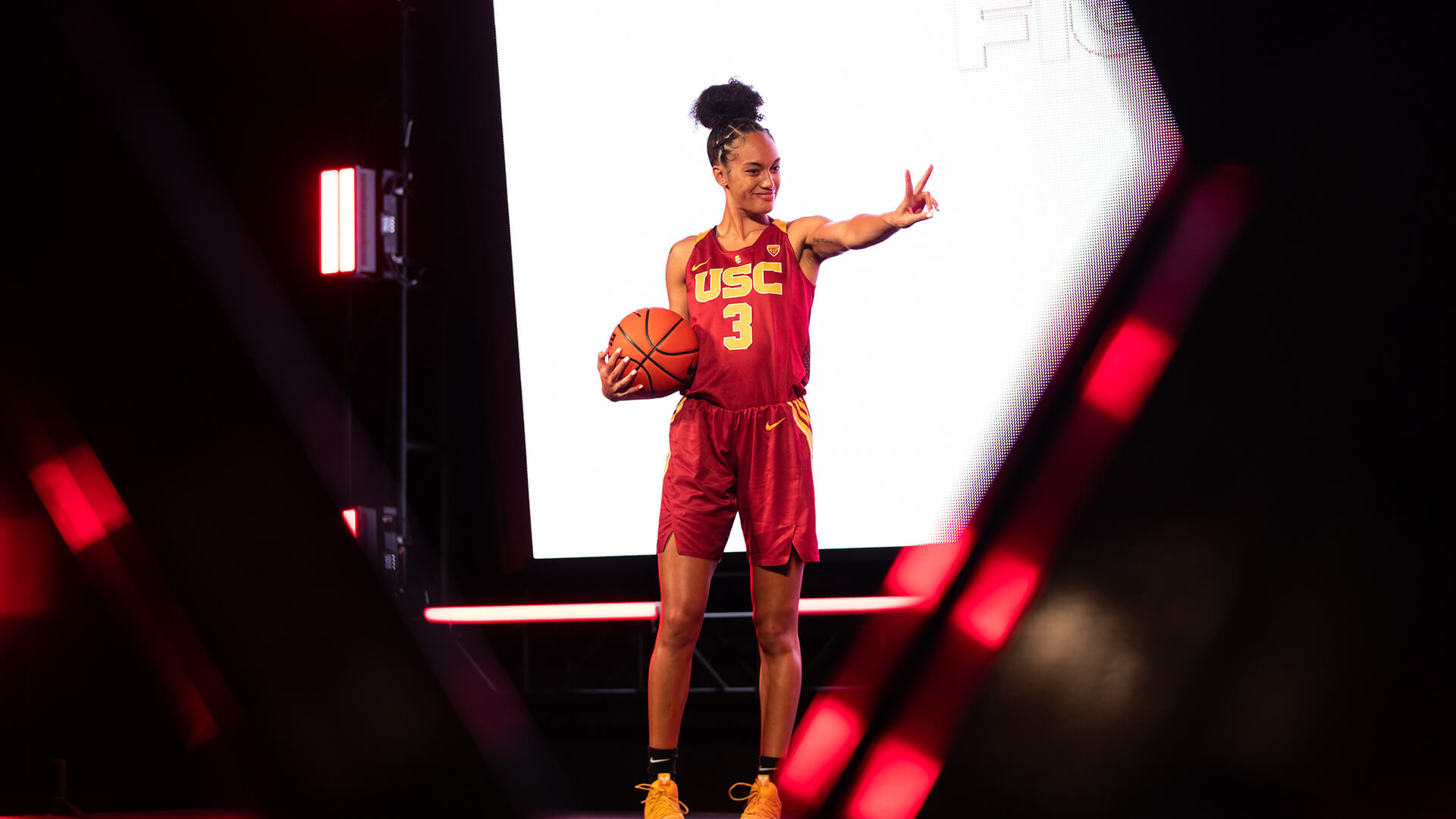 Tera Reed - Women's Basketball - USC Athletics