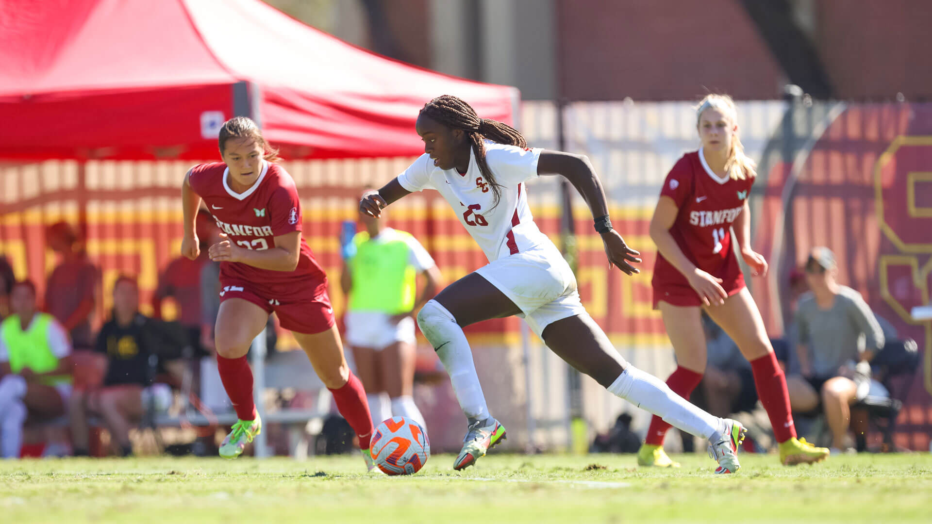 Simi Awujo - Women's Soccer - USC Athletics