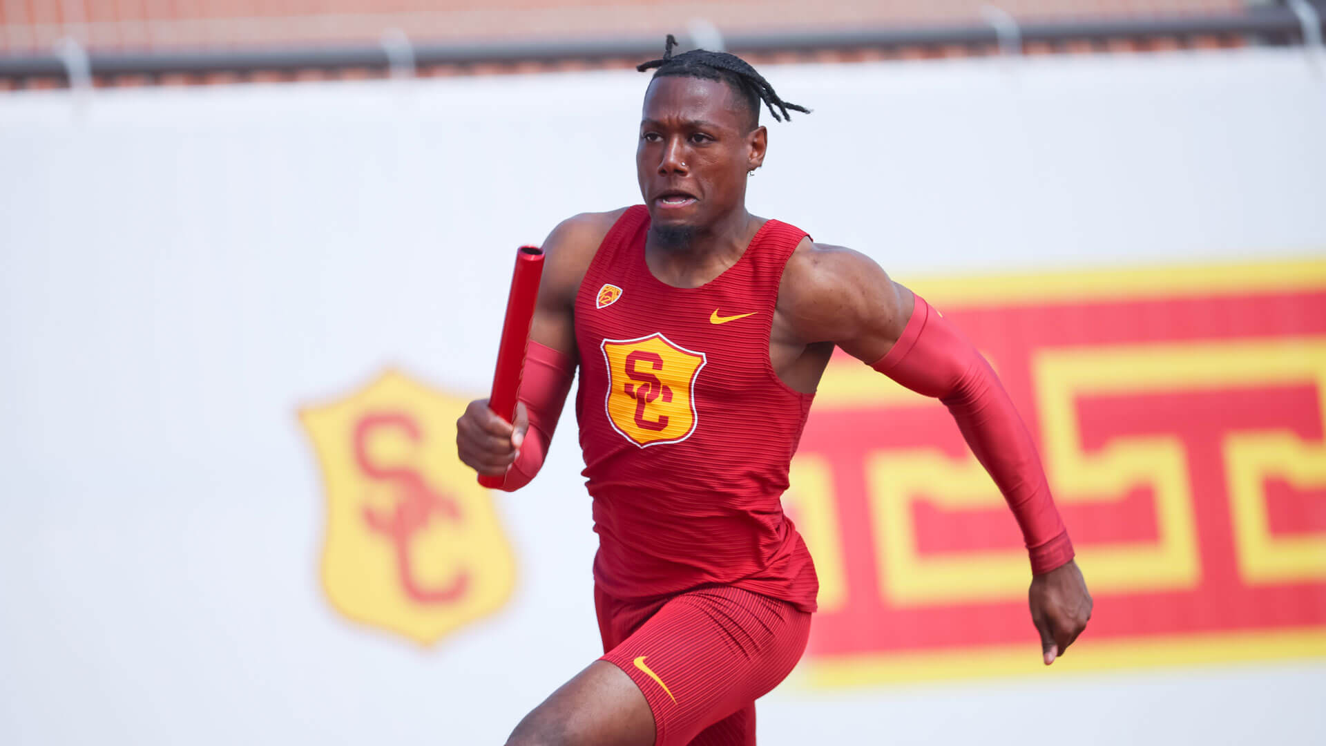 Davonte Burnett - Track & Field - USC Athletics
