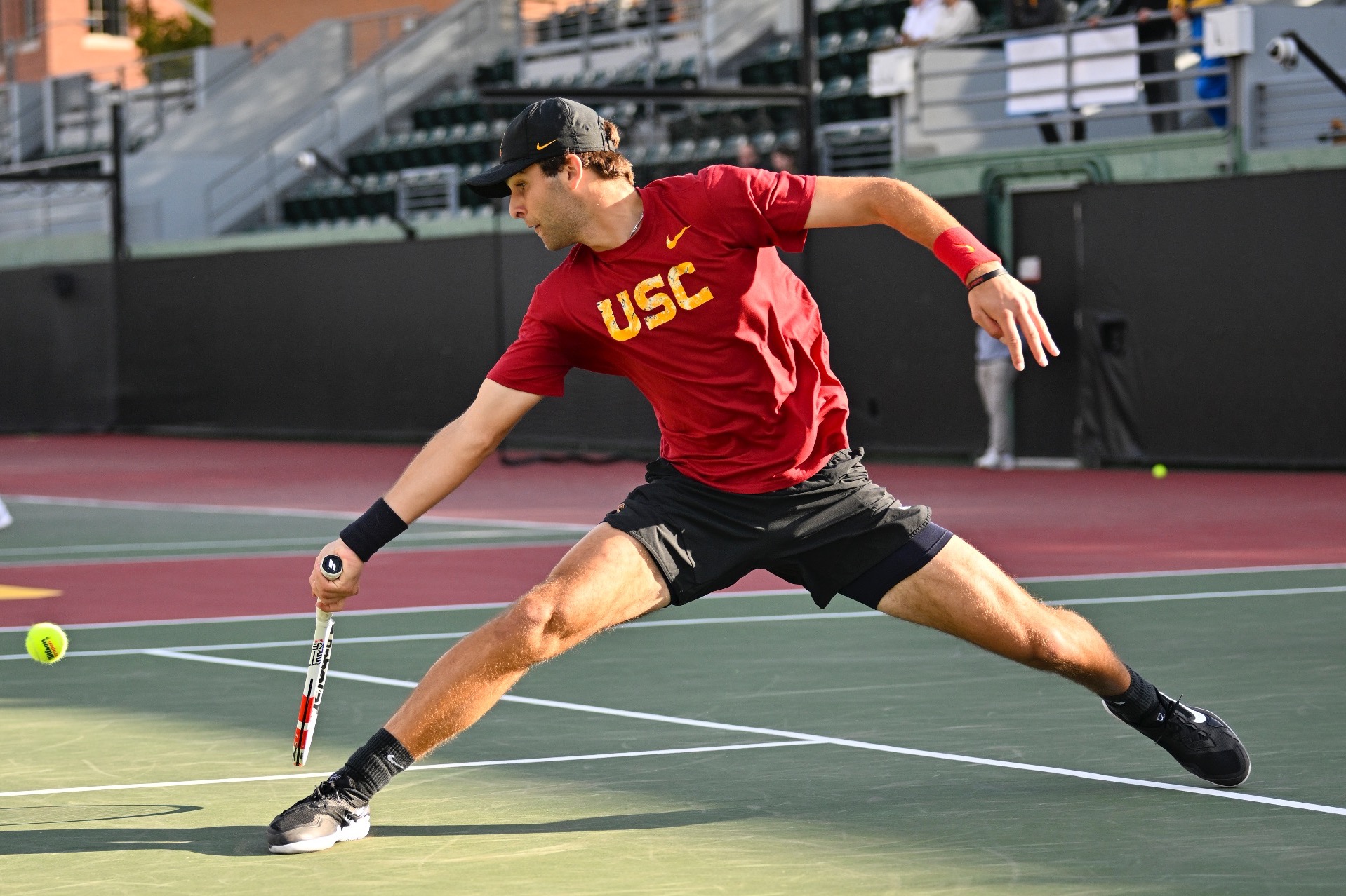 Stefan Dostanic - Men's Tennis - USC Athletics