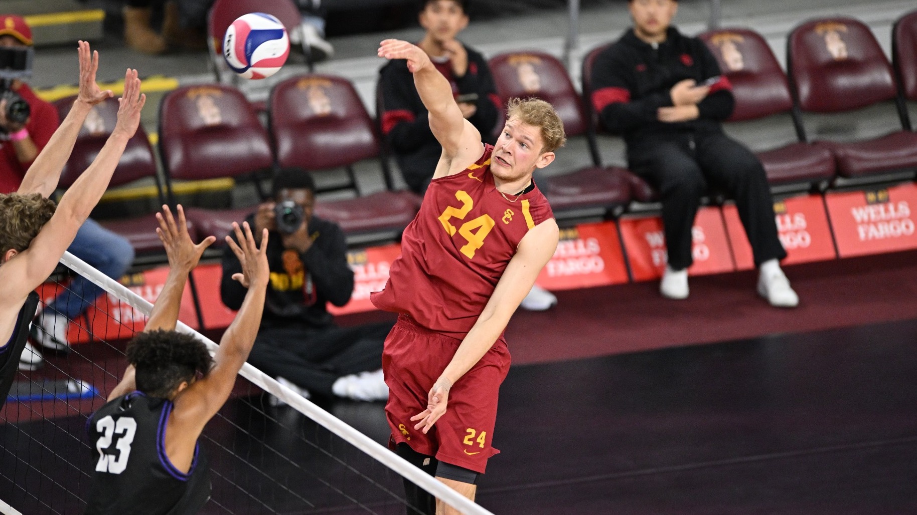 Simon Gallas - Men's Volleyball - USC Athletics