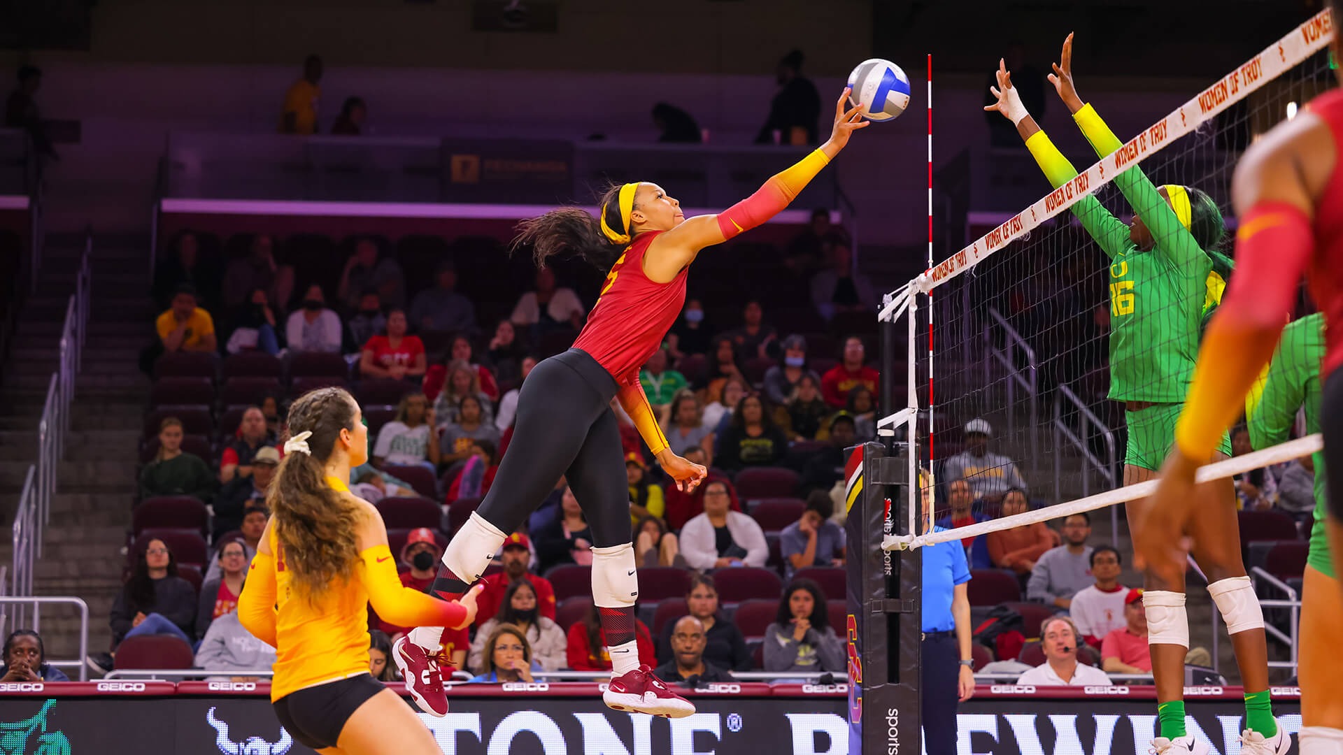 Skylar Fields - Women's Volleyball - USC Athletics