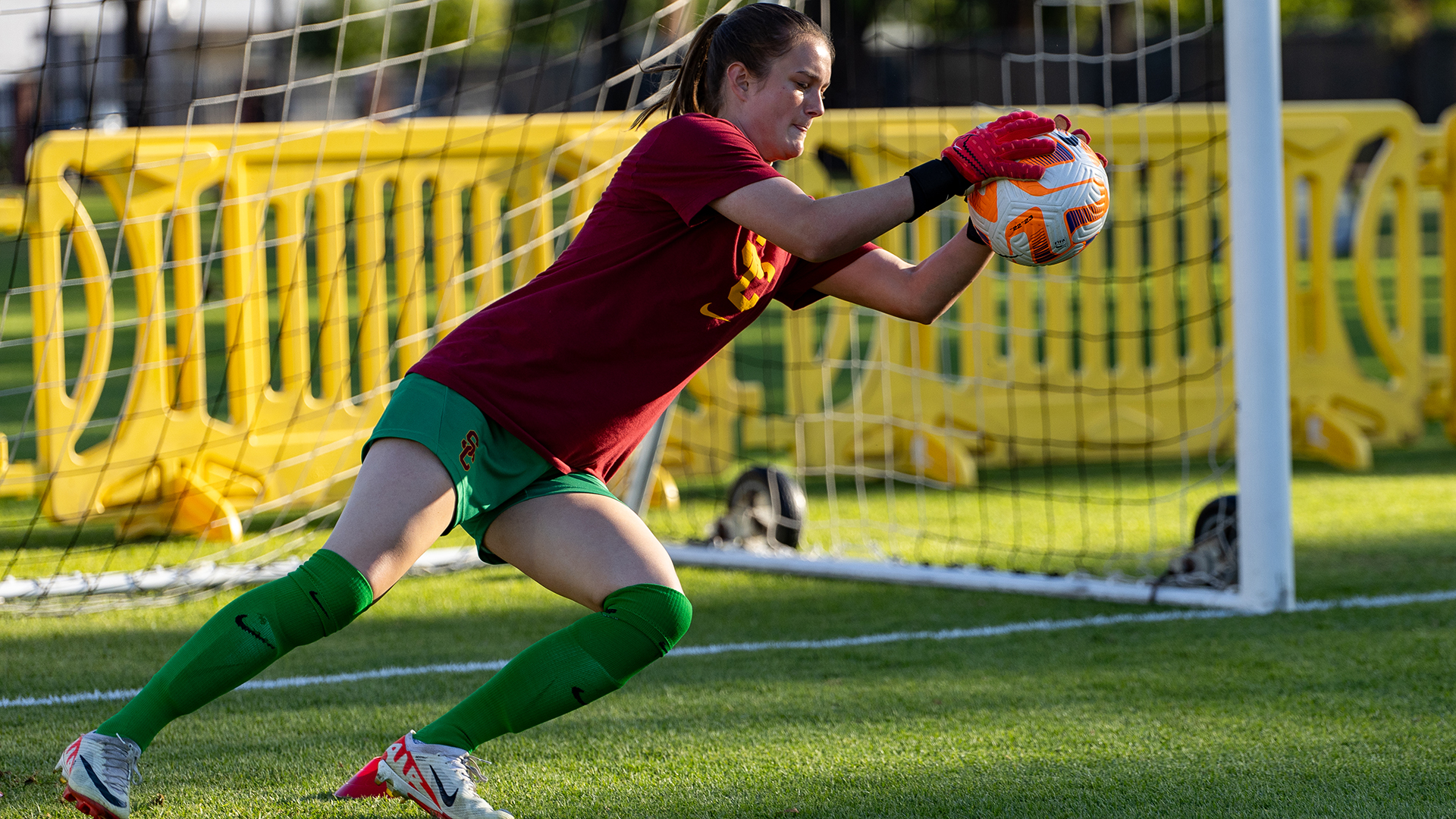 Hannah Poulter - Women's Soccer - USC Athletics