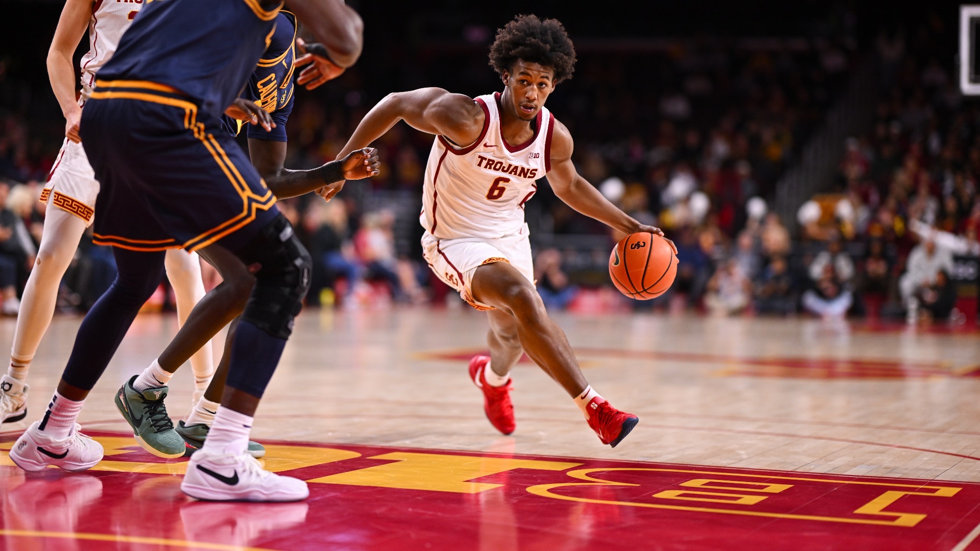 USC Men’s Basketball Routs Chattanooga 77-51 During Season Opener - USC ...