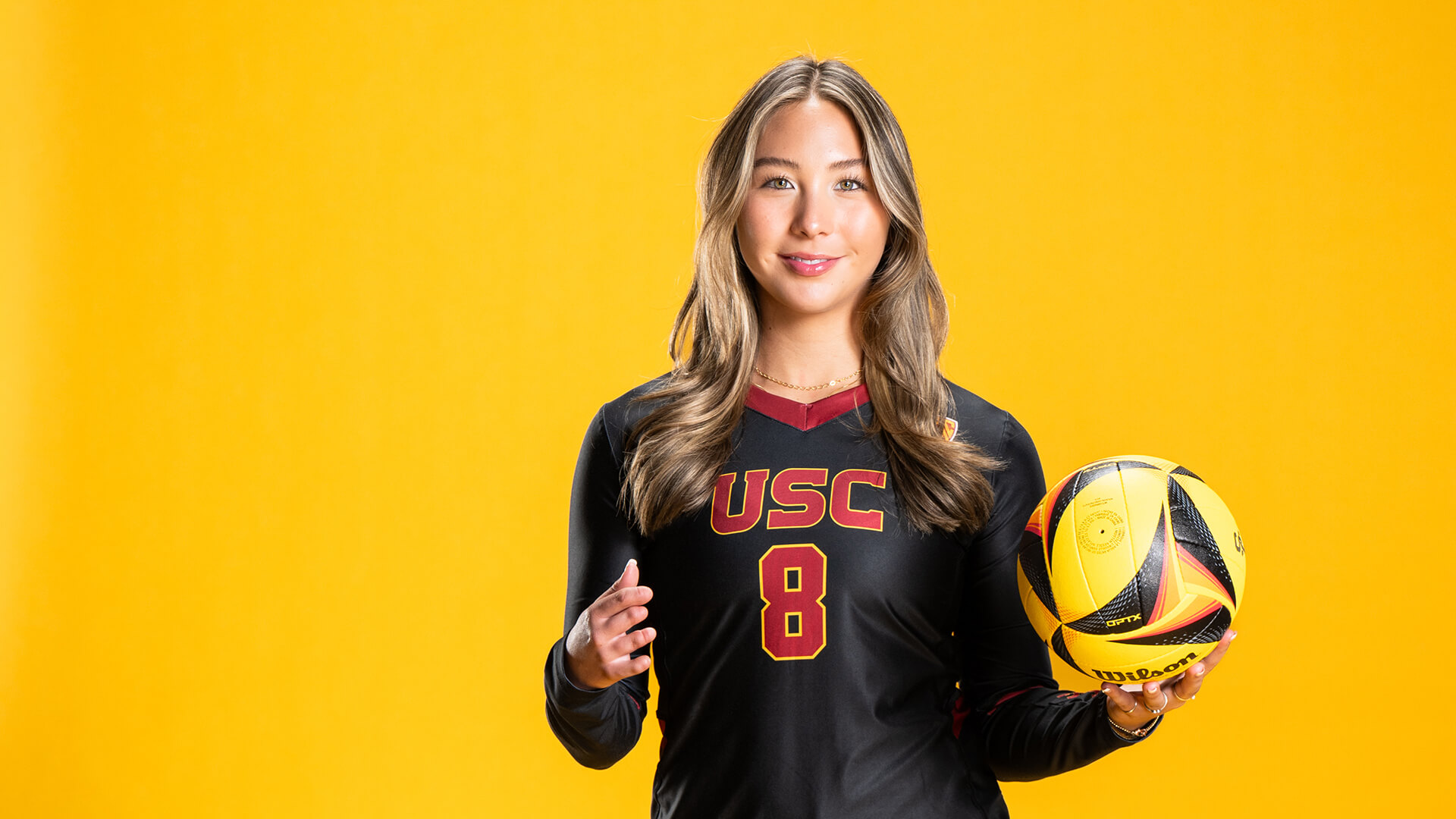 Grace Hong - Women's Beach Volleyball - USC Athletics