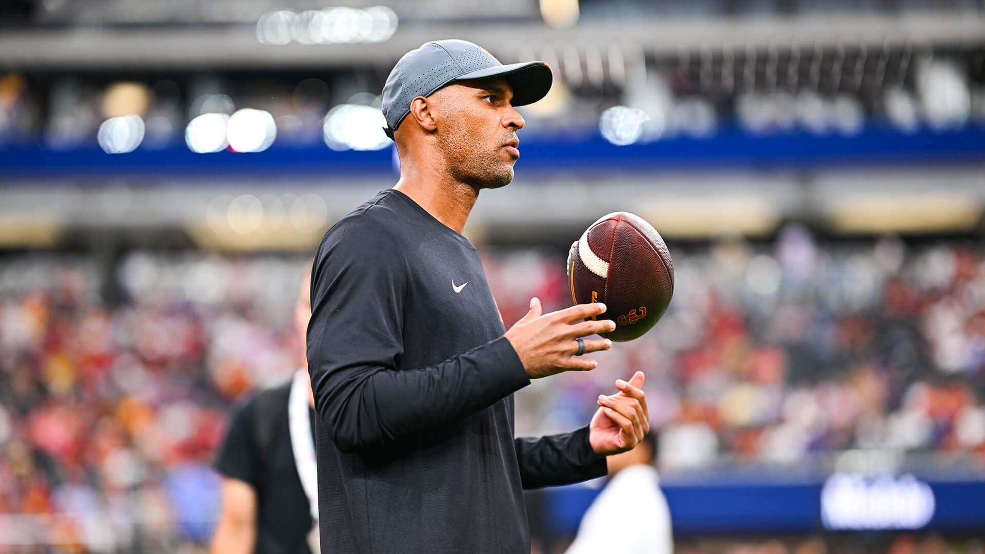 USC’s Bear Alexander Named to Chuck Bednarik Award Watch List - USC ...