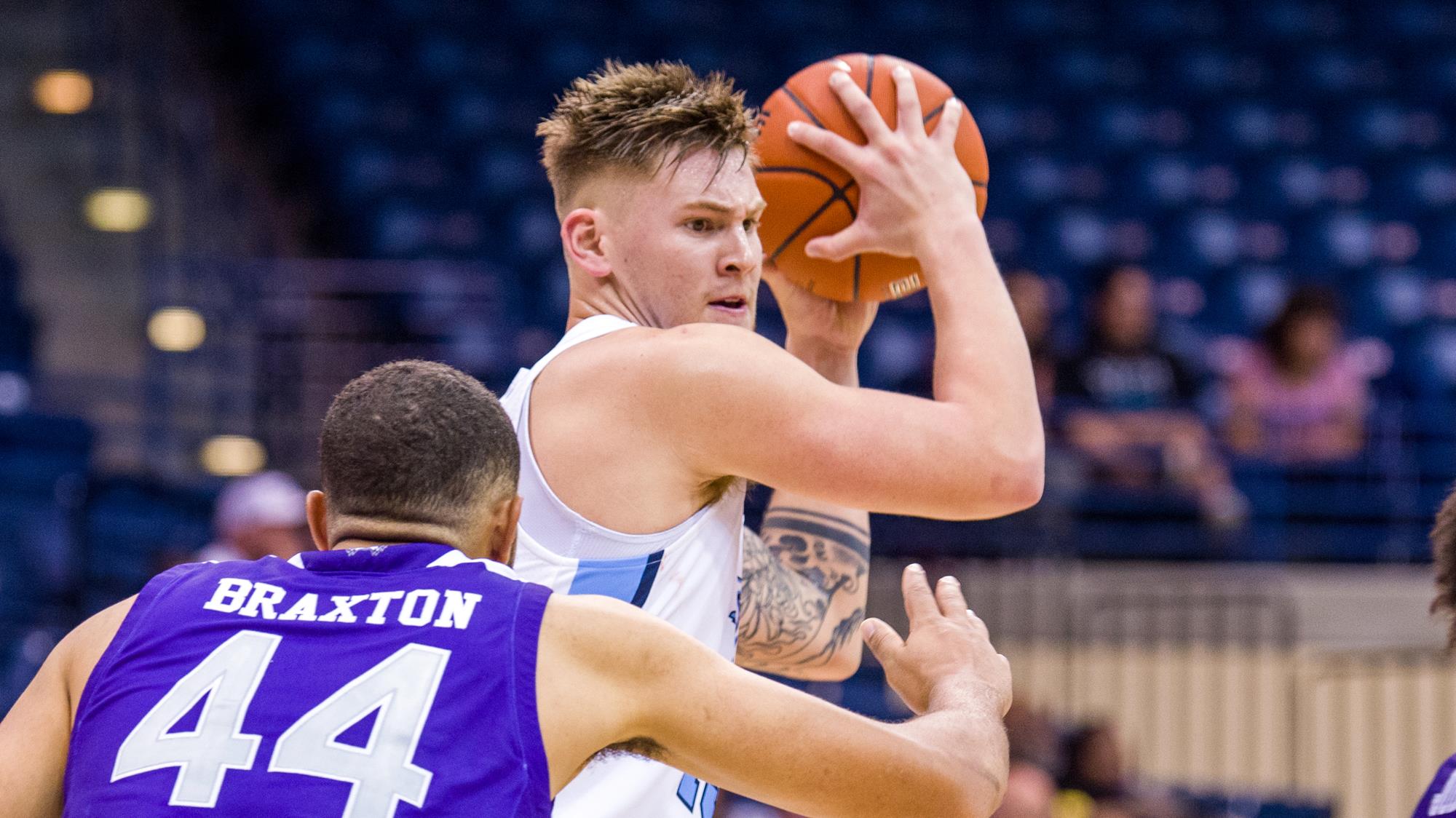 Alex Floresca - Men's Basketball - University of San Diego Athletics