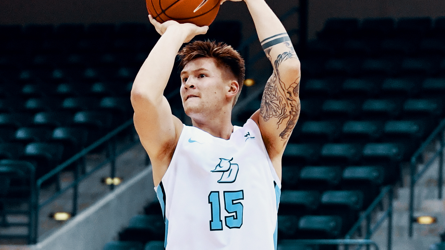 Alex Floresca - Men's Basketball - University of San Diego Athletics