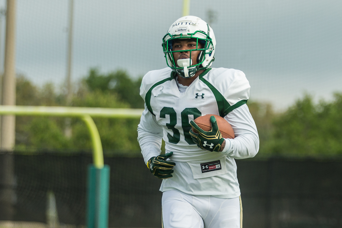 Davion Sutton - Football - USF Athletics