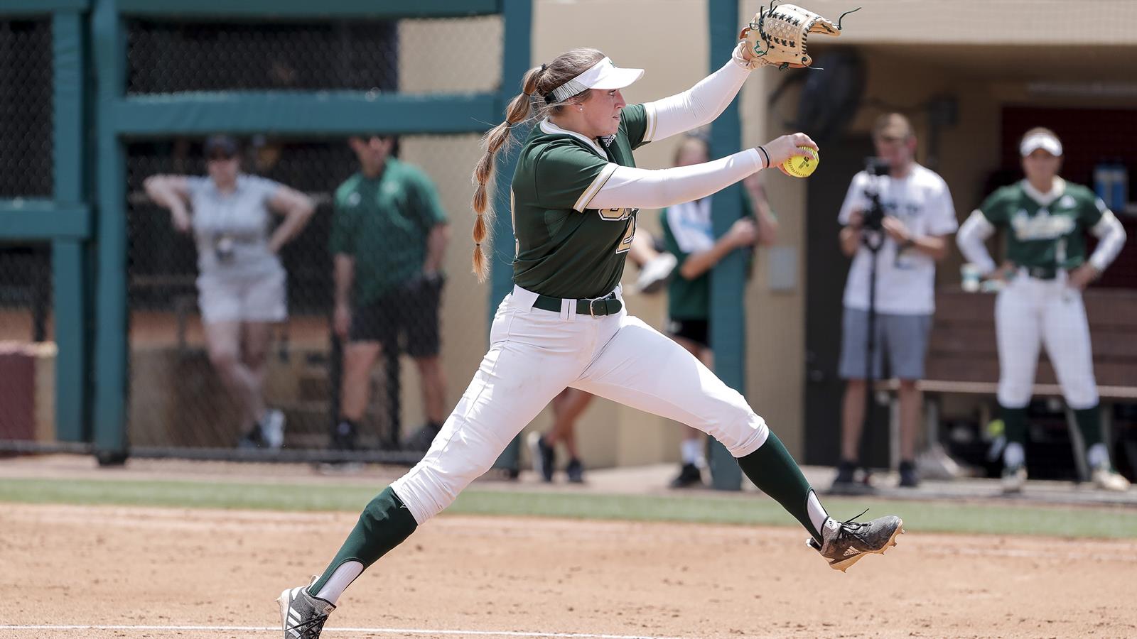 Corrick Fans 11 in Bulls' NCAA Regional Win - USF Athletics