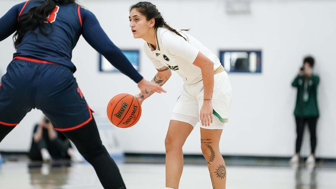 Maria Alvarez - Women's Basketball - USF Athletics