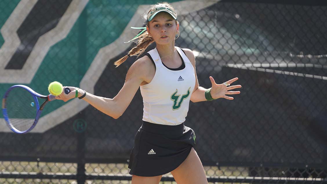 Laura Pellicer - Women's Tennis - USF Athletics