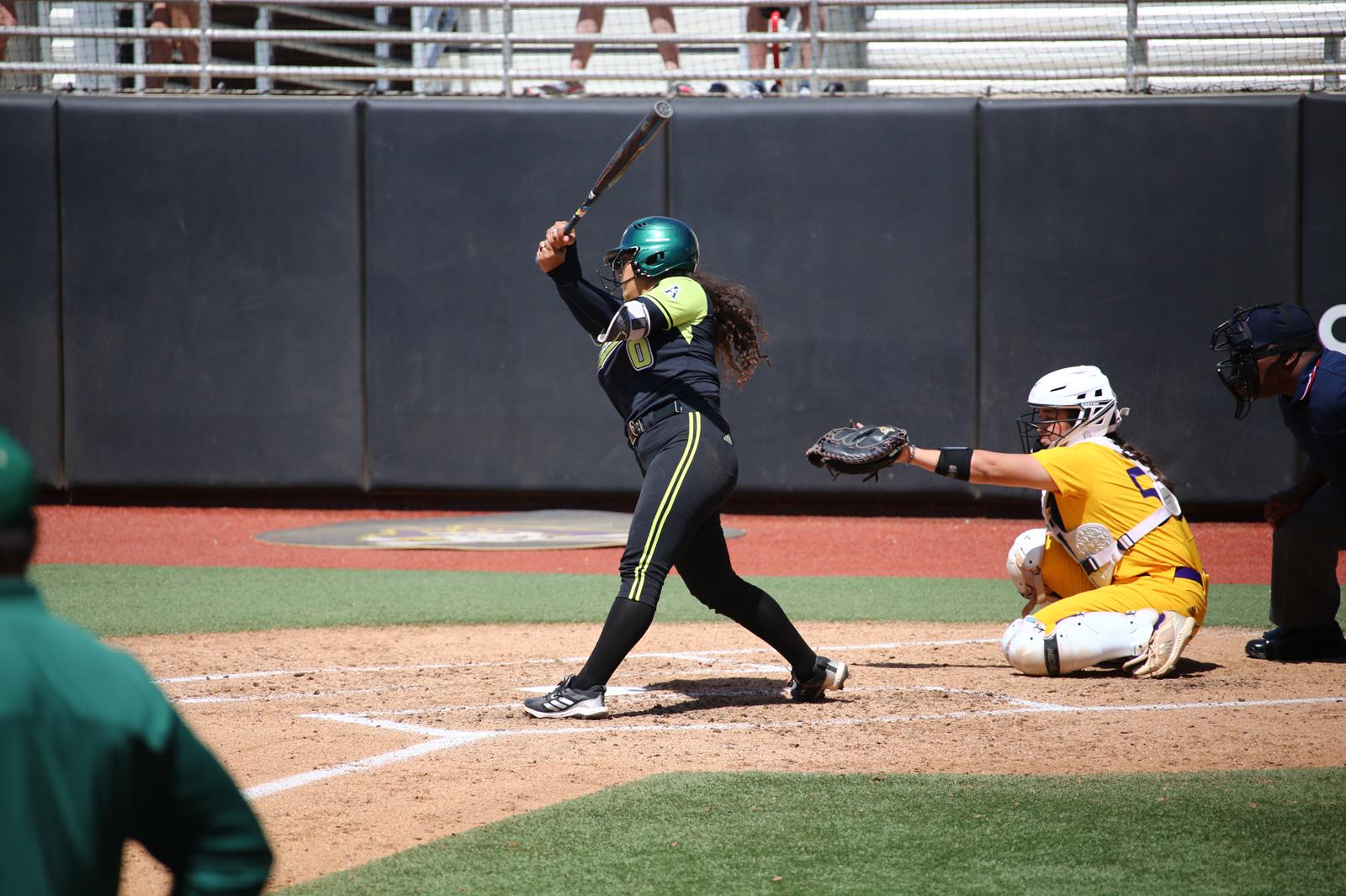 USF Softball Completes Sweep of ECU with Sunday Win - USF Athletics