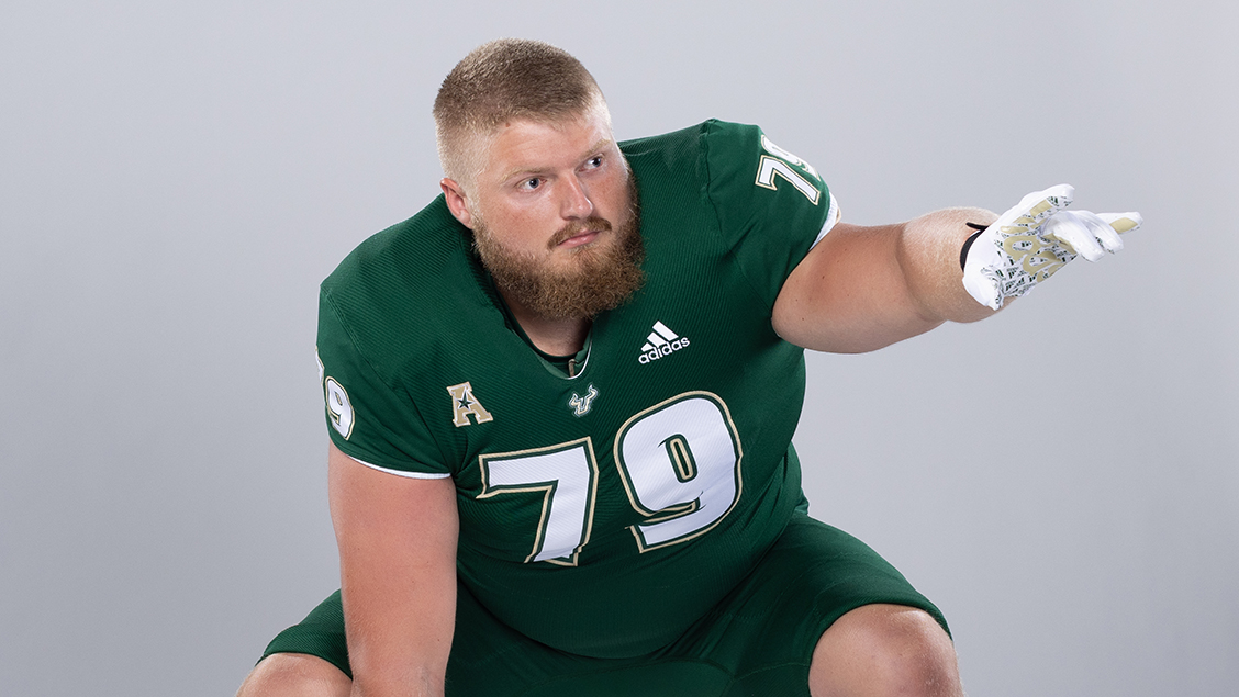 Dustyn Hall - Football - USF Athletics