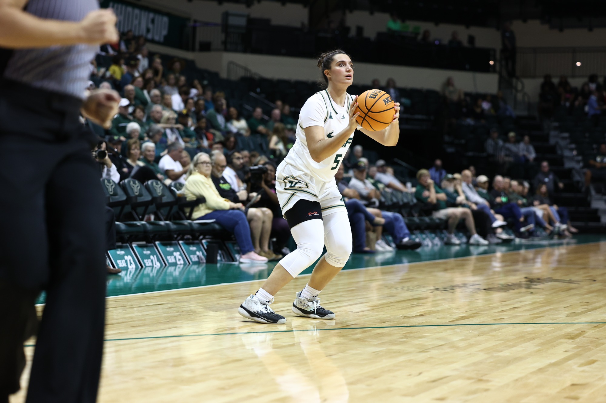 Blasigh’s 31 Points Leads Bulls To 105-75 Victory Against Gardner-Webb ...