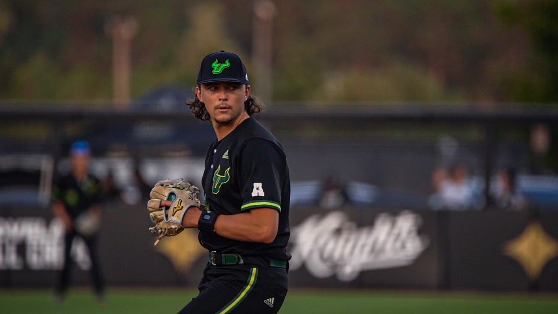USF Baseball wins third straight, secures series win at UCF - USF Athletics