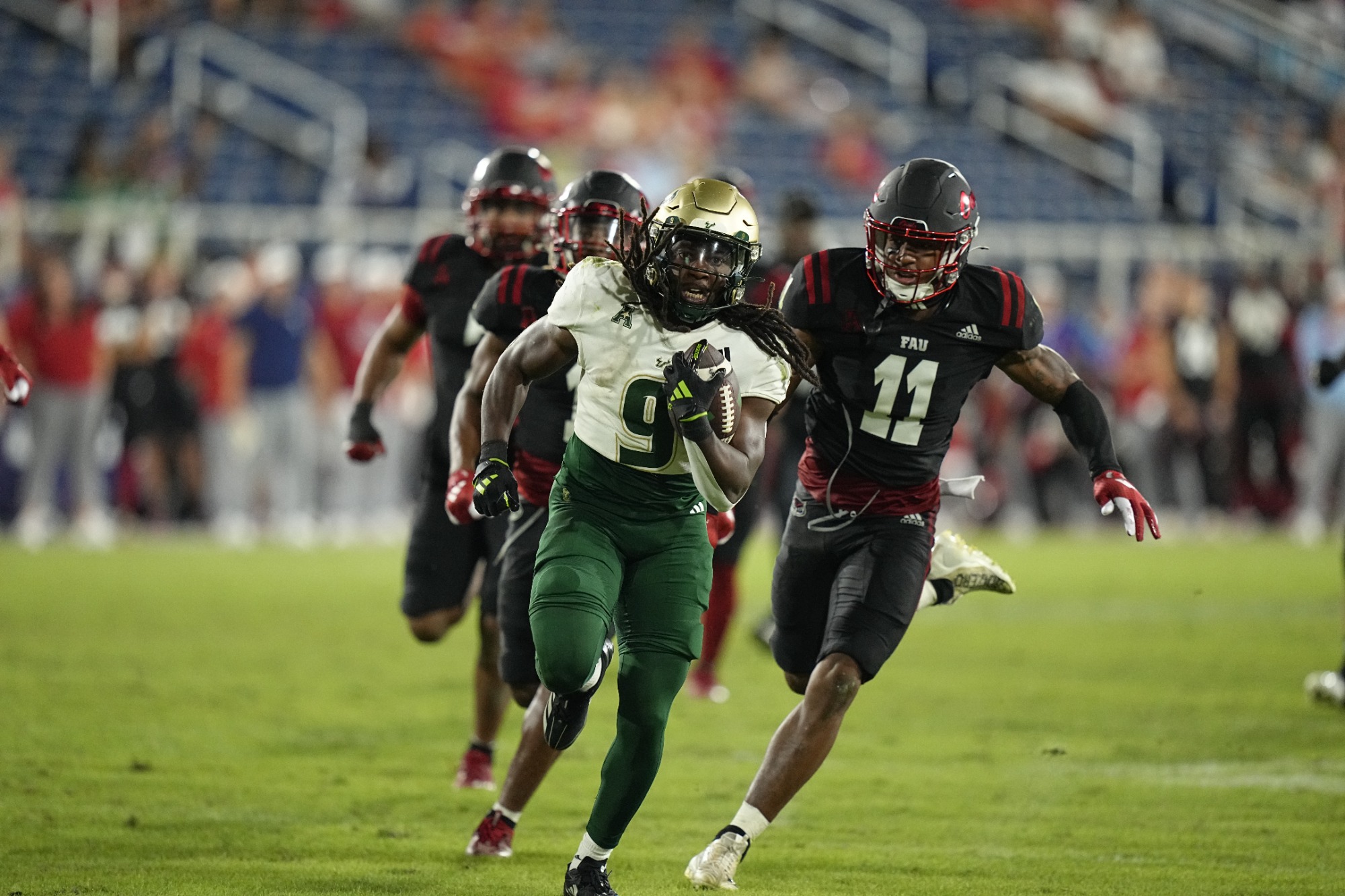 USF Football Extends The AAC's Highest-Ranked Class To 35 Members on ...