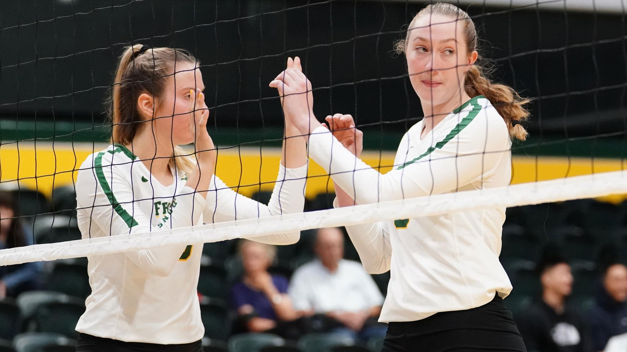 Emily Zinger - Women's Volleyball - University of San Francisco Athletics