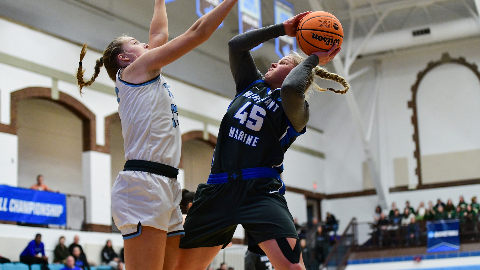 Lauren Hunter - 2022-23 - Women's Basketball - United States Merchant ...