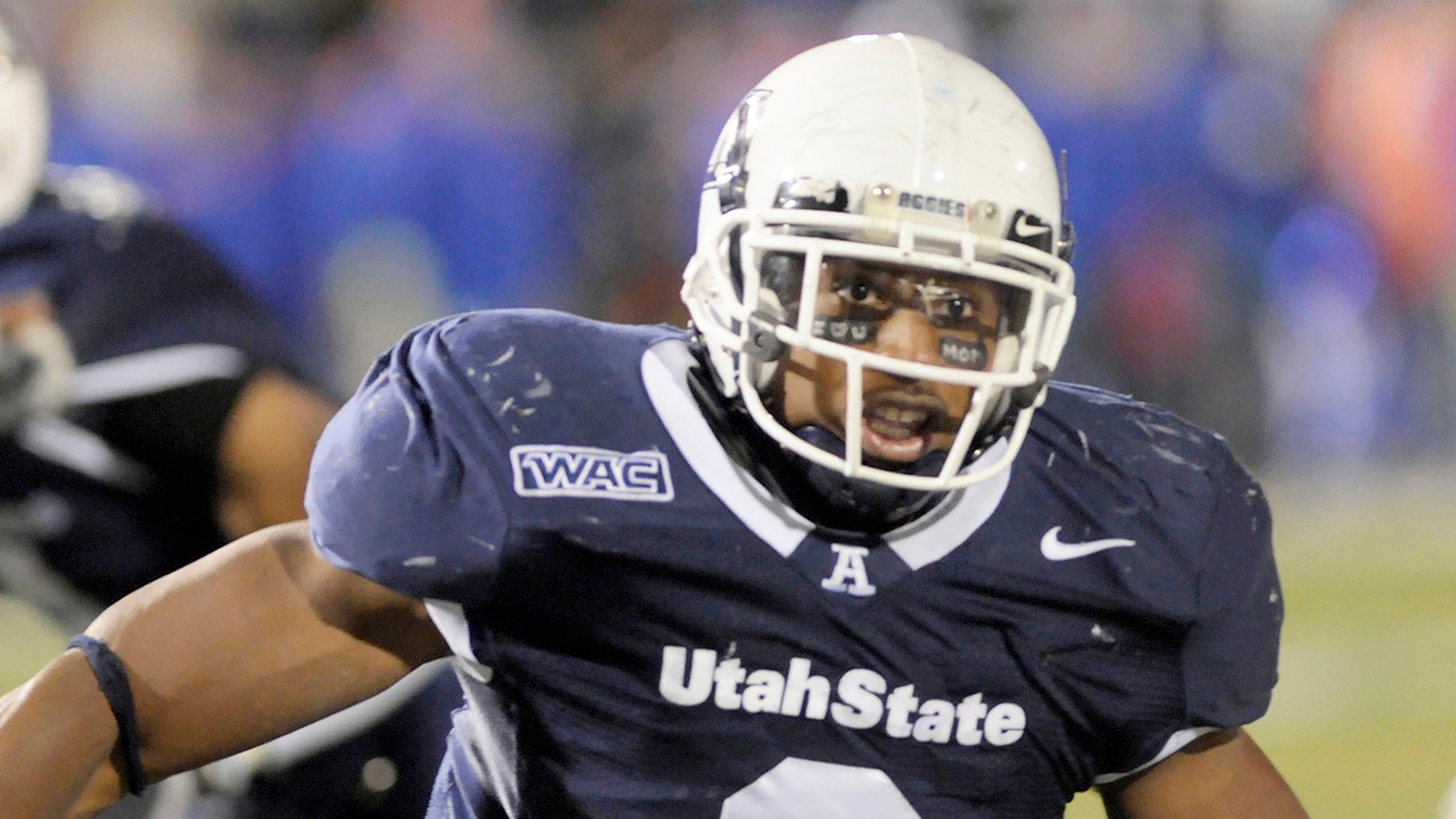 Bobby Wagner Nominated For Walter Payton NFL Man of the Year Award ...