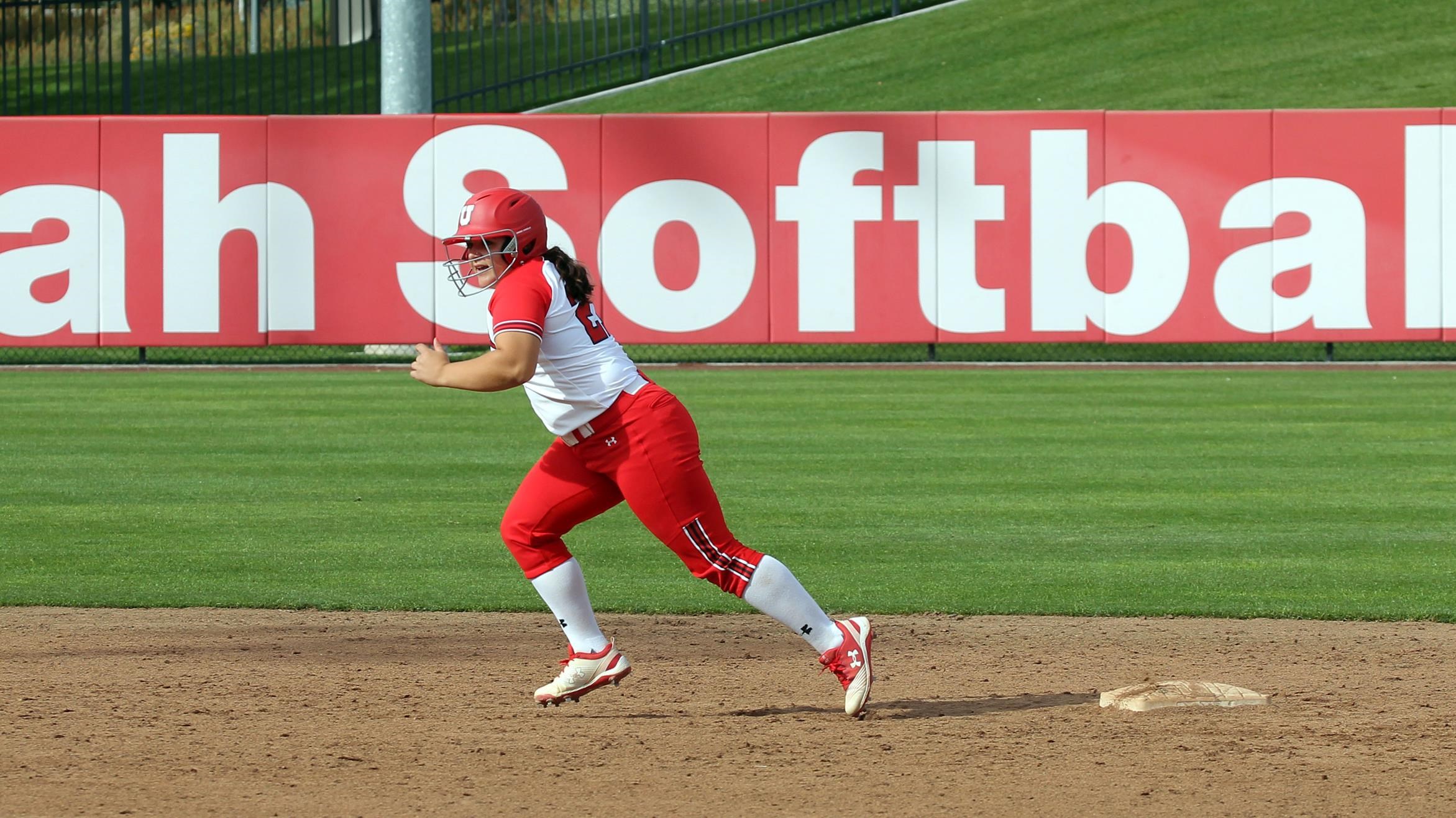 Destiny White - Softball - University of Utah Athletics