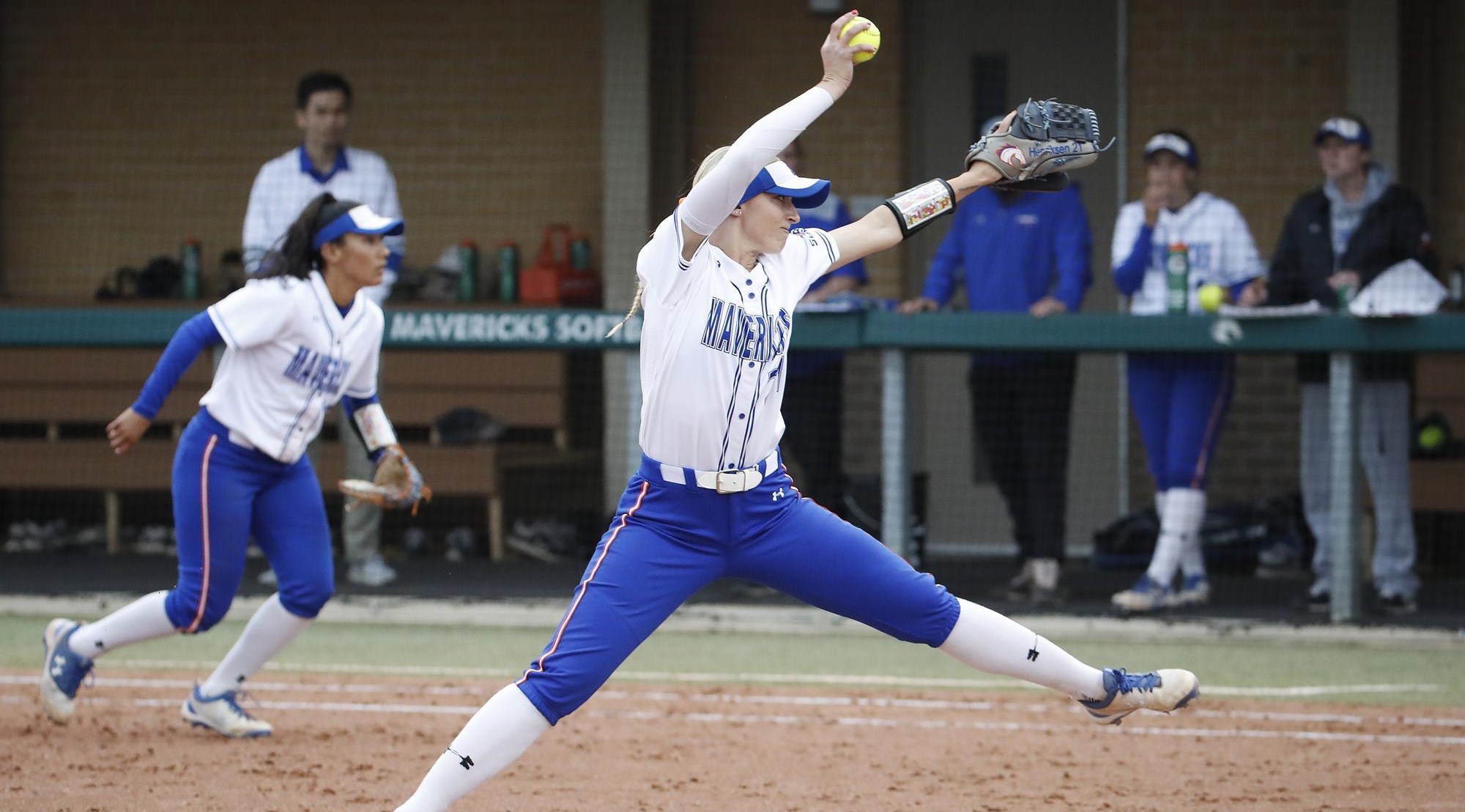 Laura Henriksen - Softball - University of Texas Arlington Athletics