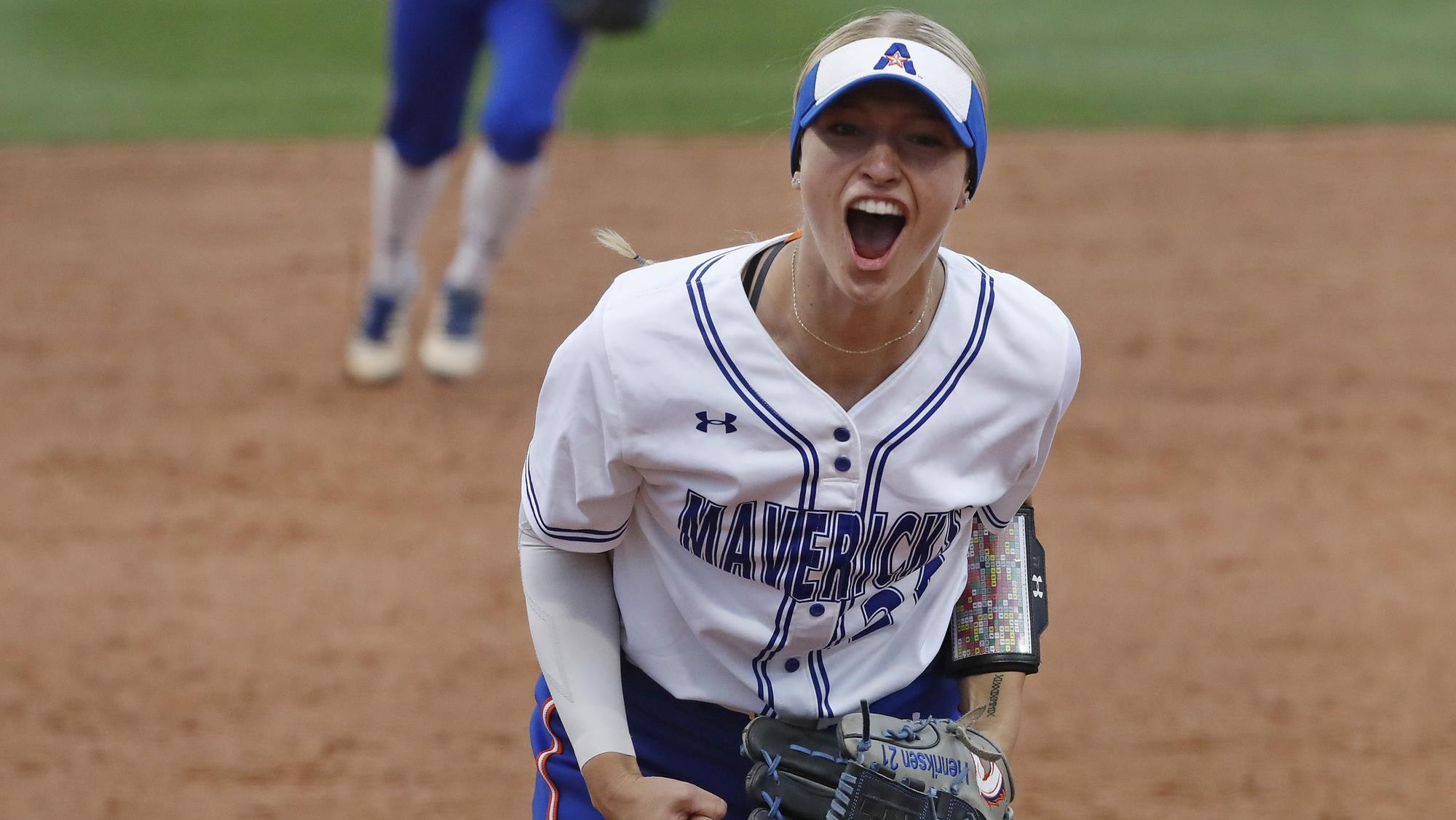 Laura Henriksen - Softball - University of Texas Arlington Athletics