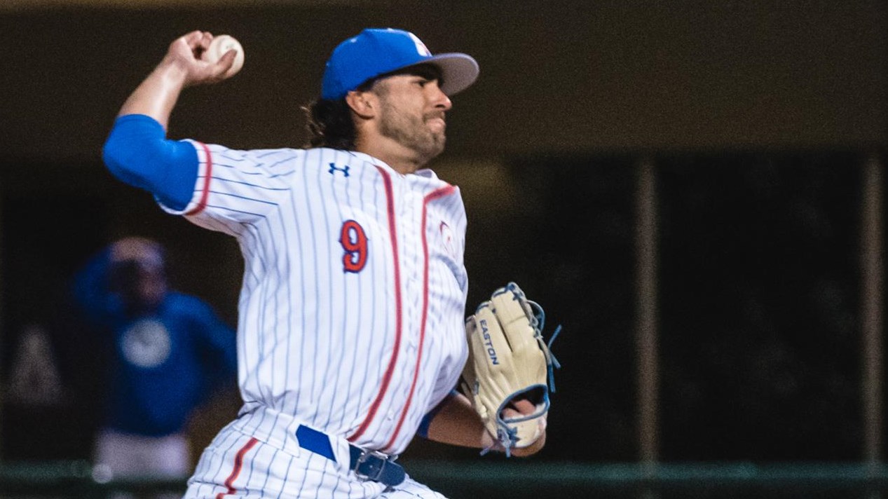 Cesar Gomez - Baseball - University of Texas Arlington Athletics