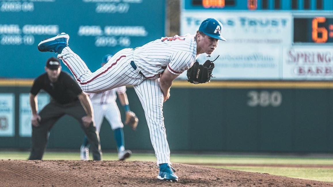 Cade Winquest - Baseball - University of Texas Arlington Athletics