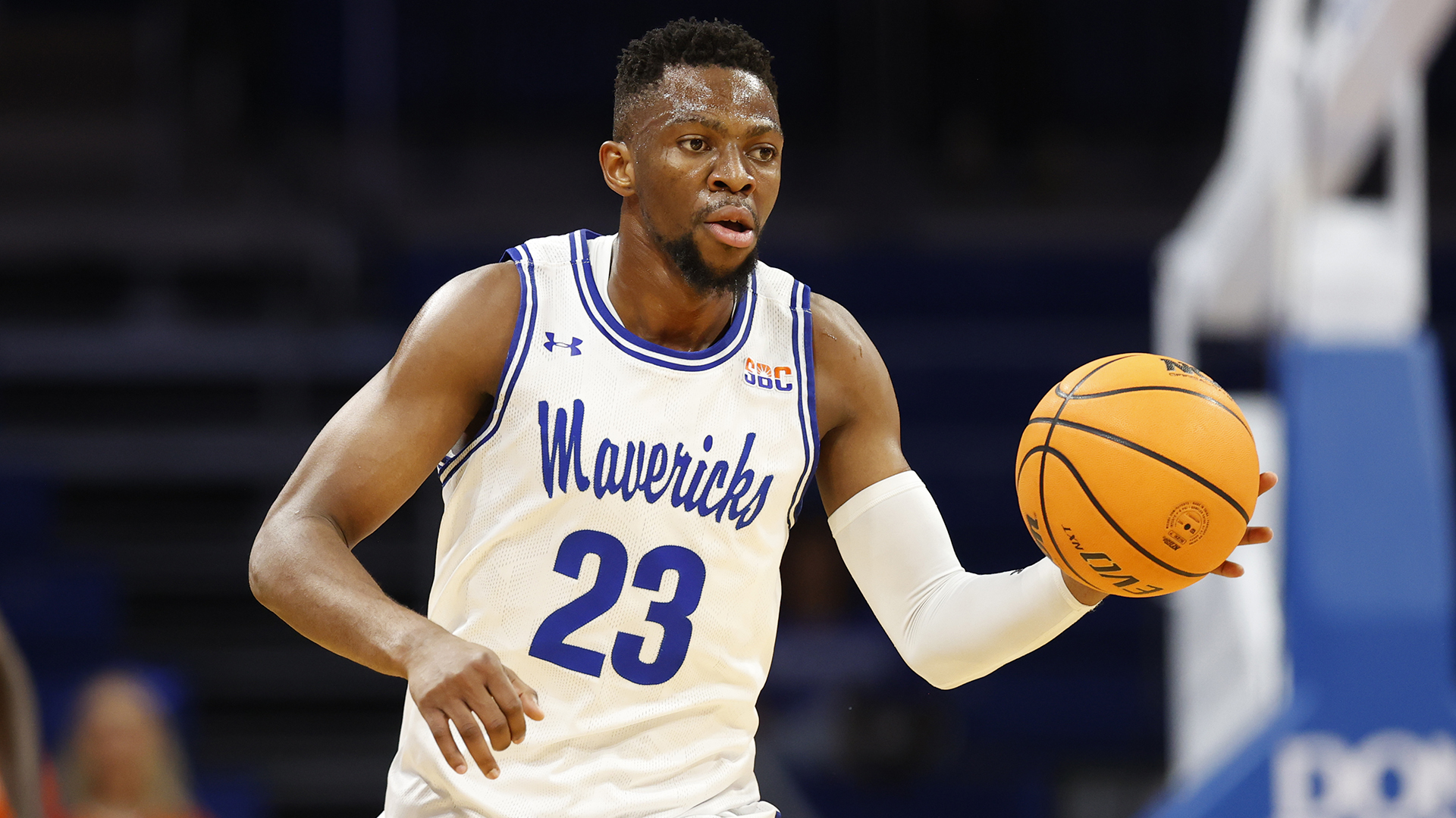 Patrick Mwamba - Men's Basketball - University of Texas Arlington Athletics