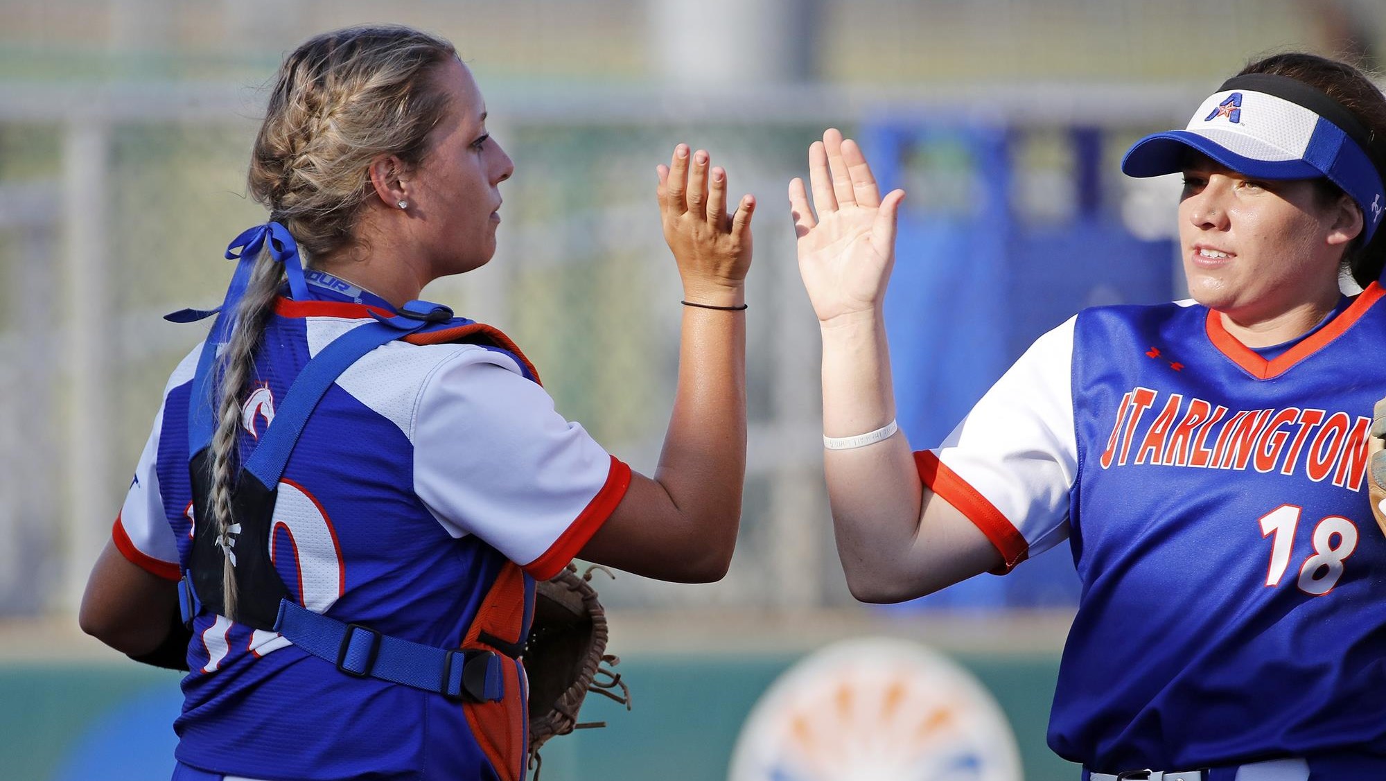 Softball Splits Day One at UTSA Classic - University of Texas Arlington ...