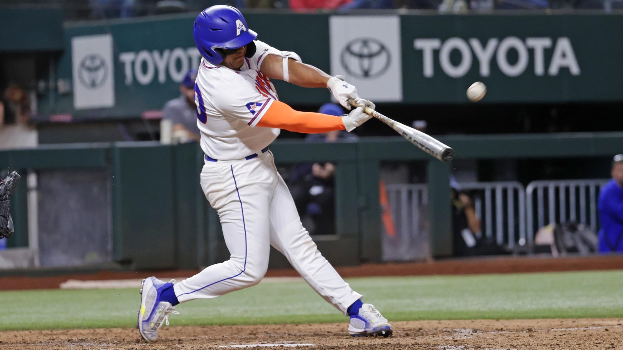 Oscar Ponce - Baseball - University of Texas Arlington Athletics