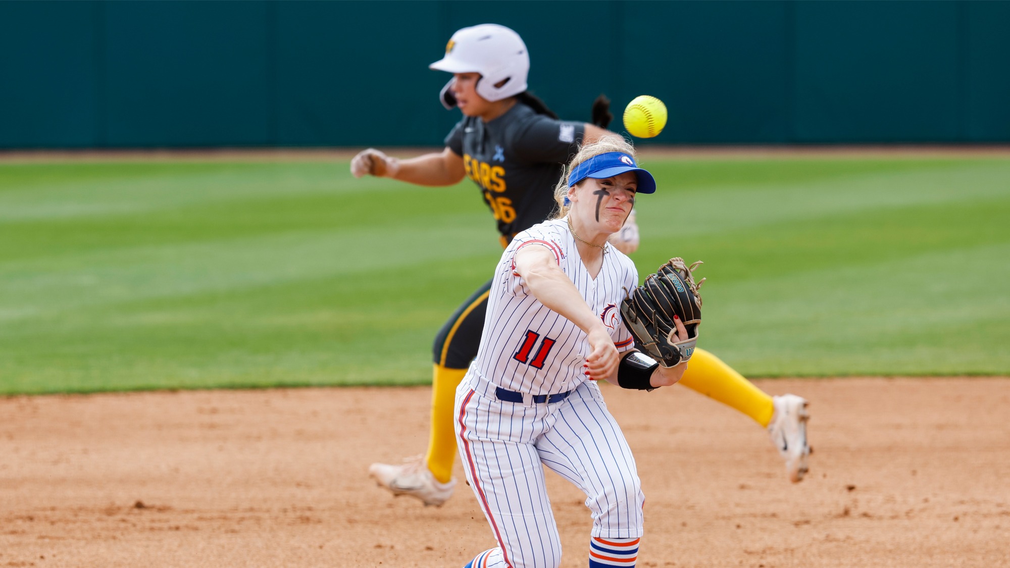 Softball Suffers Midweek Loss to No. 20 Baylor - University of Texas ...