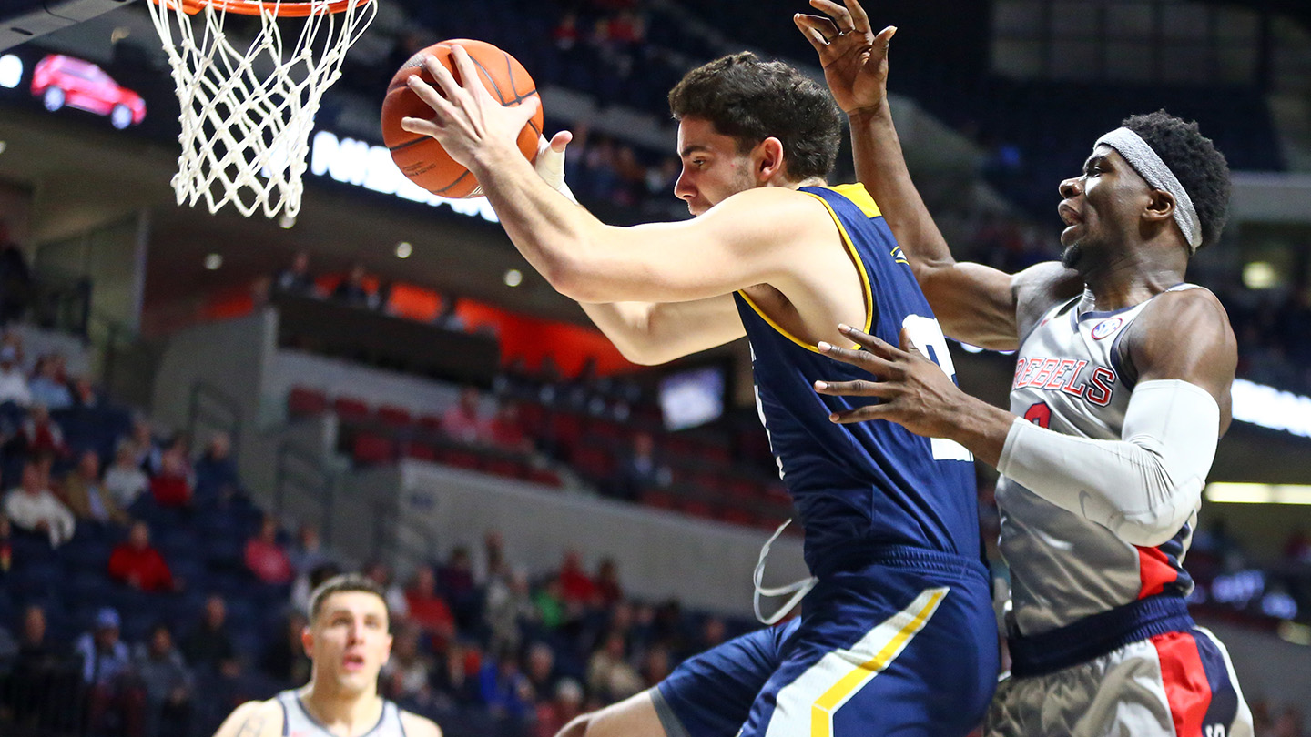 Keigan Kerby - 2018-19 - Men's Basketball - University of Tennessee at ...
