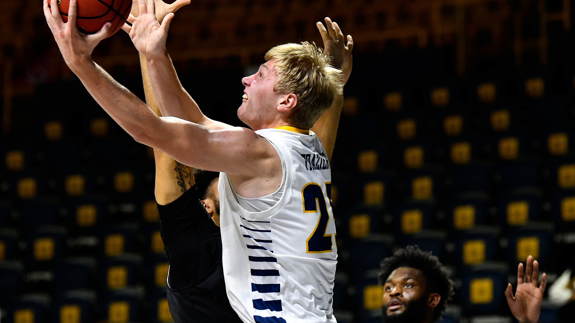 Jaden Frazier - 2021-22 - Men's Basketball - University of Tennessee at ...