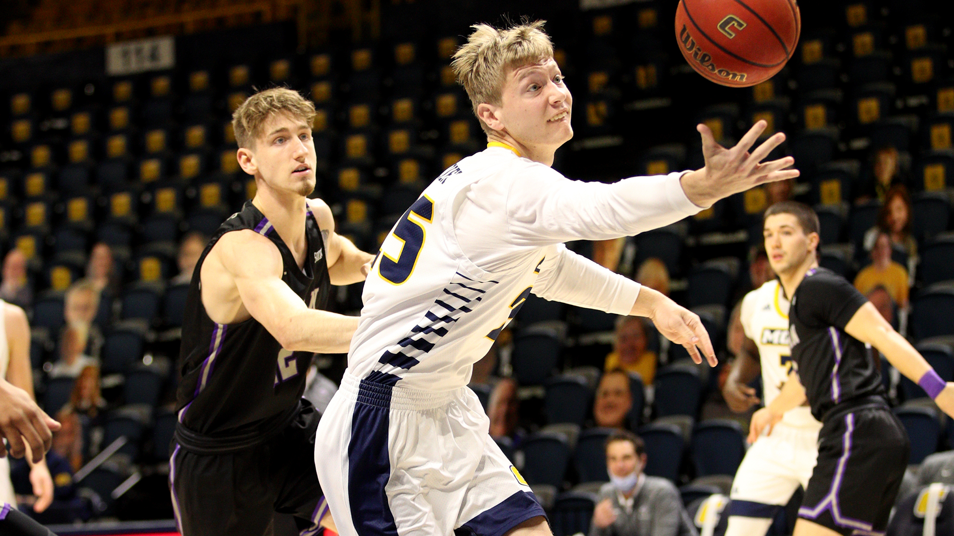 Jaden Frazier - 2021-22 - Men's Basketball - University of Tennessee at ...