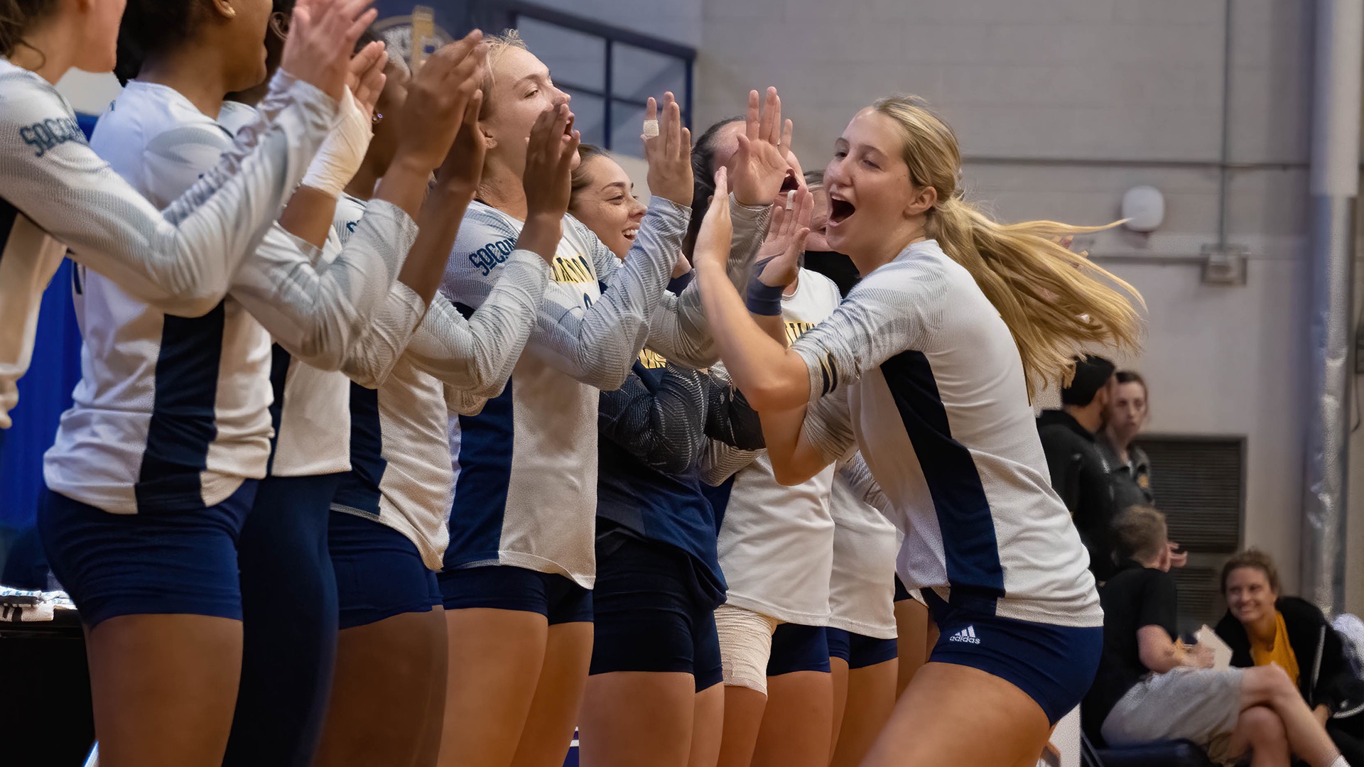 Chloe Bryan - 2023 - Volleyball - University of Tennessee at Chattanooga Athletics