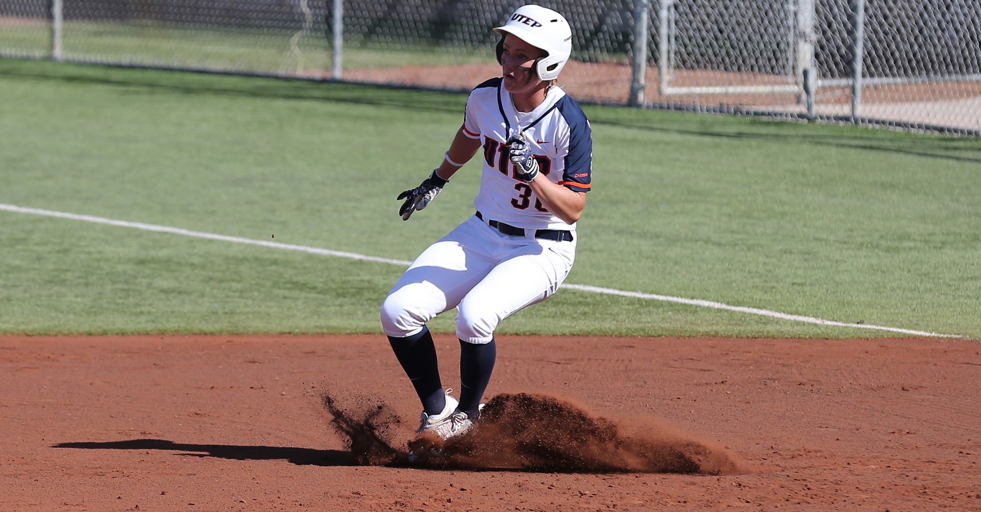 Taylor Sargent - Softball - UTEP Miners