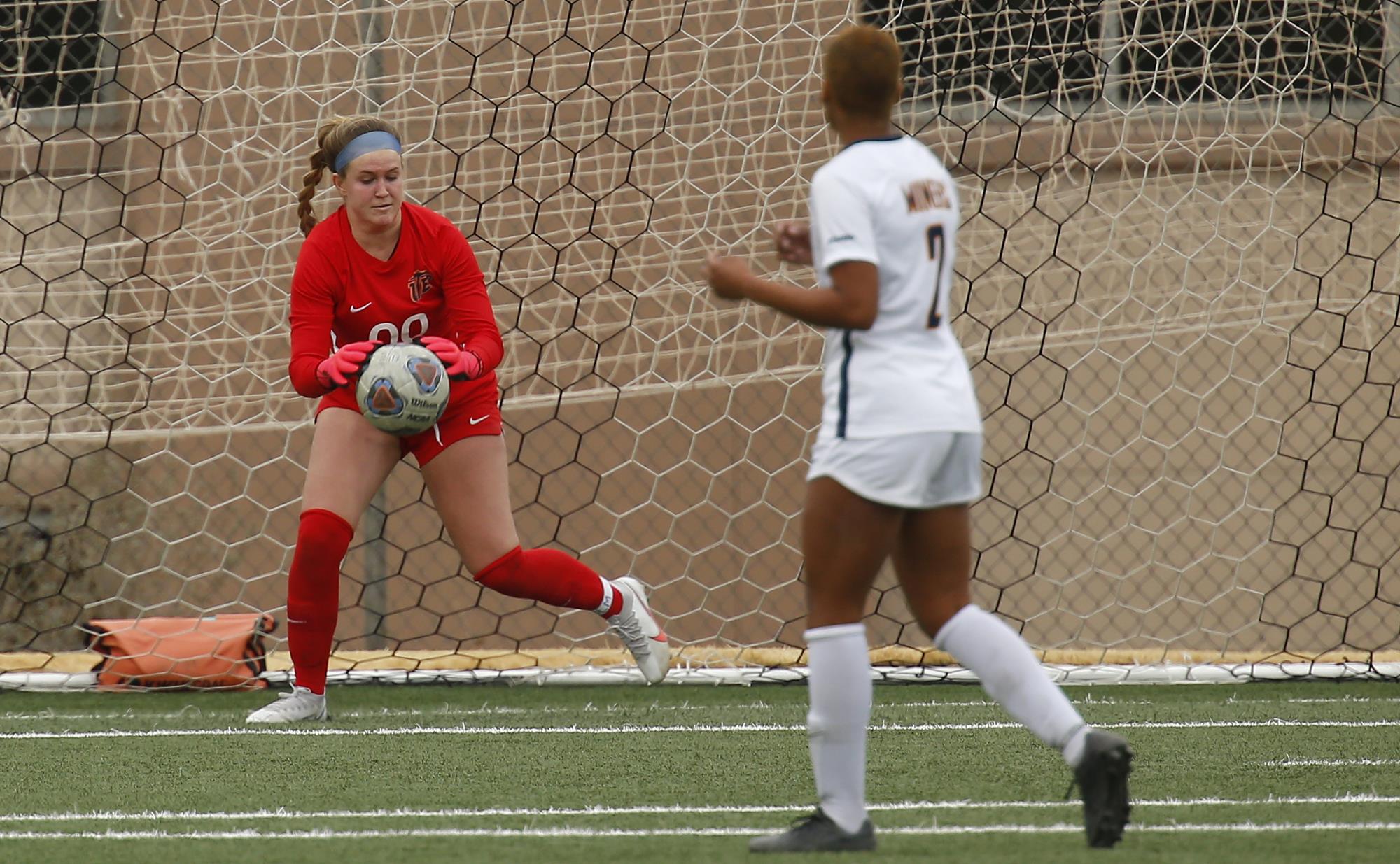 Emily Parrott - Women's Soccer - UTEP Miners