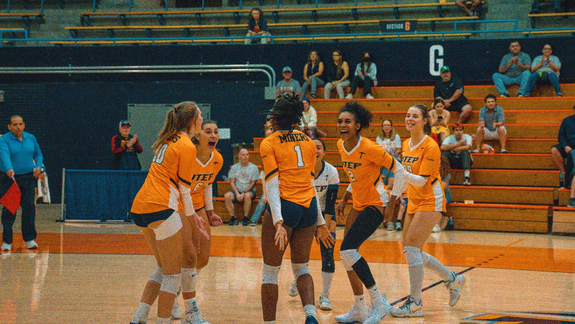 UTEP Volleyball Tops LA Tech, 3-1 - UTEP Miners