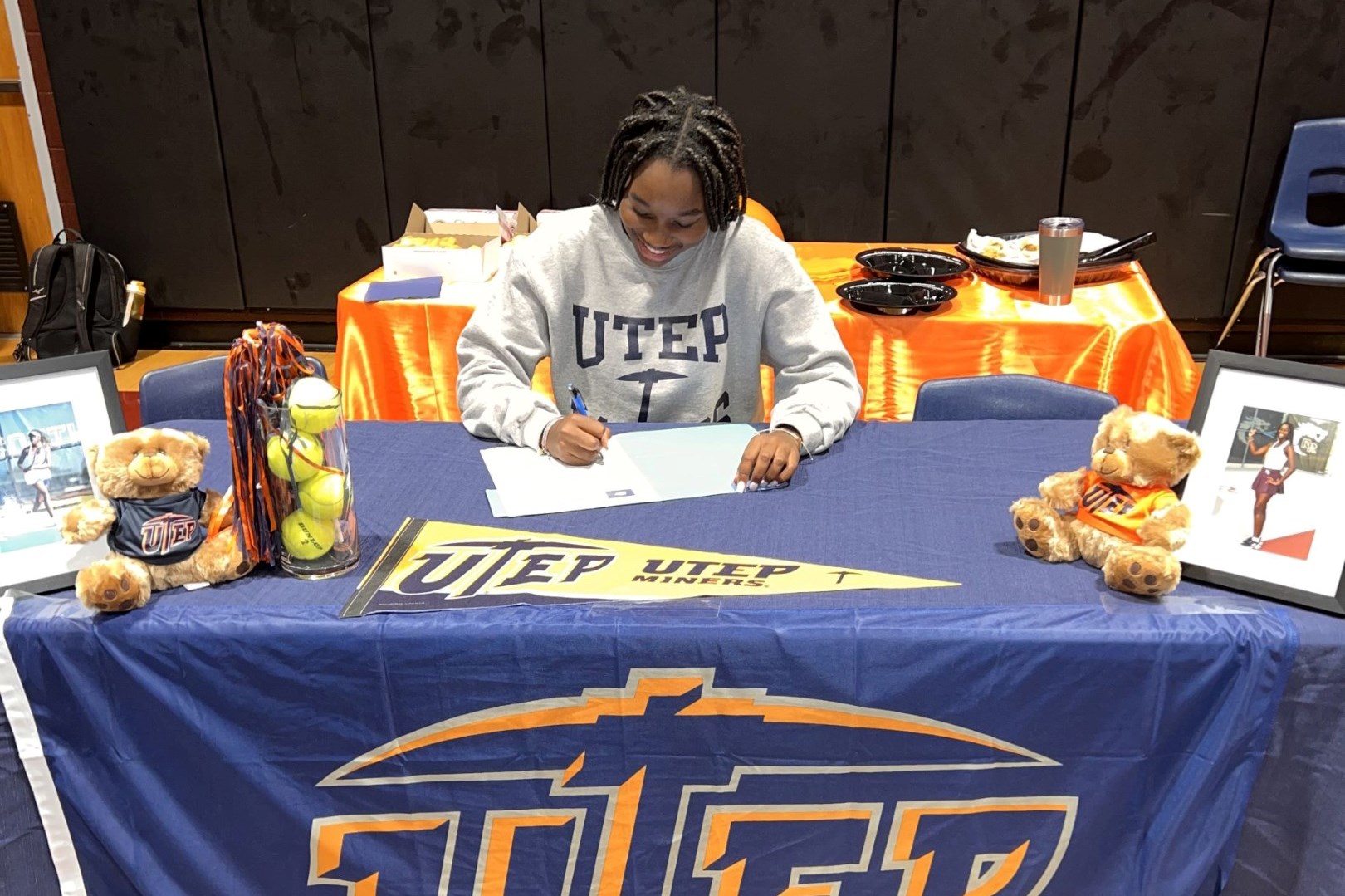 UTEP Tennis Adds Texas Native DeCora Antoine - UTEP Miners