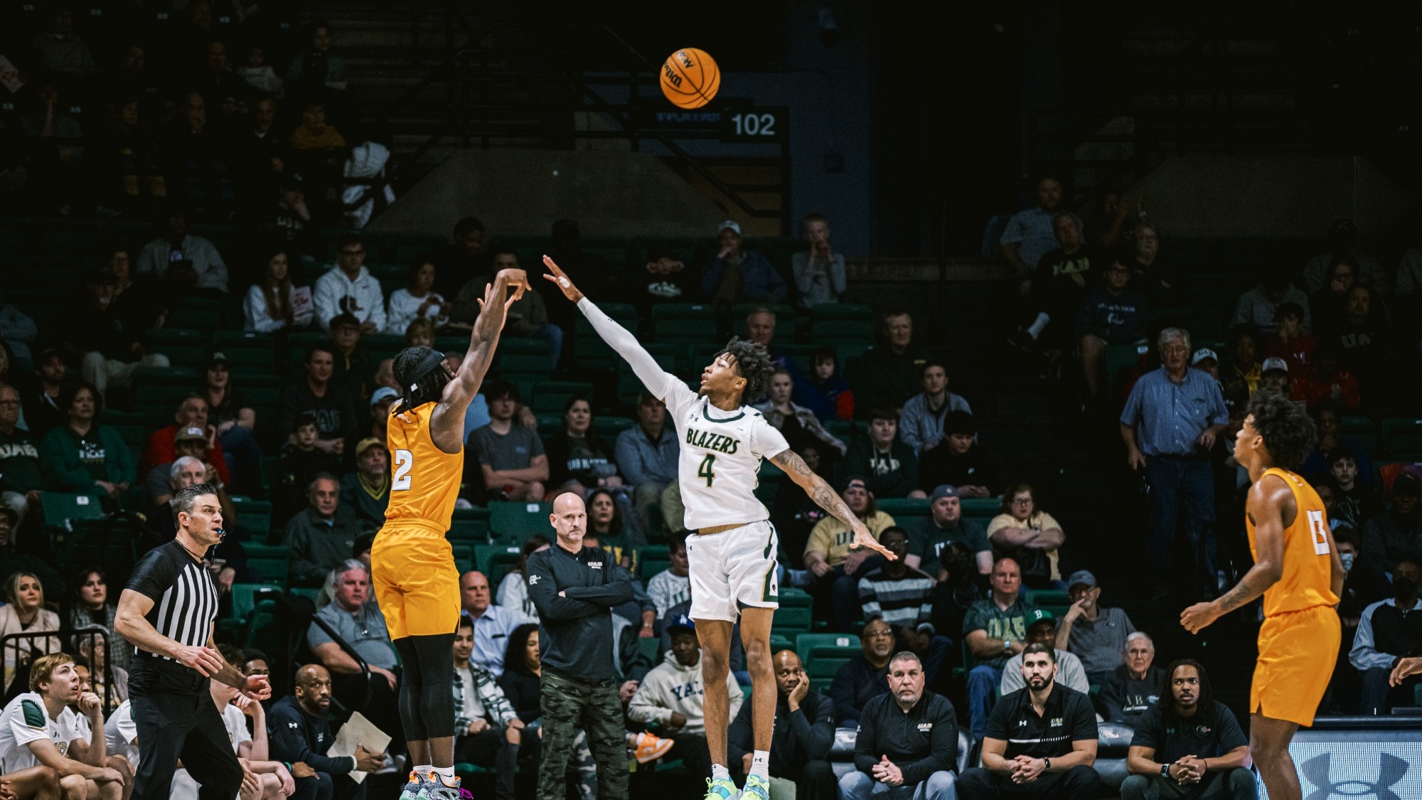 Tae Hardy - Men's Basketball - UTEP Miners