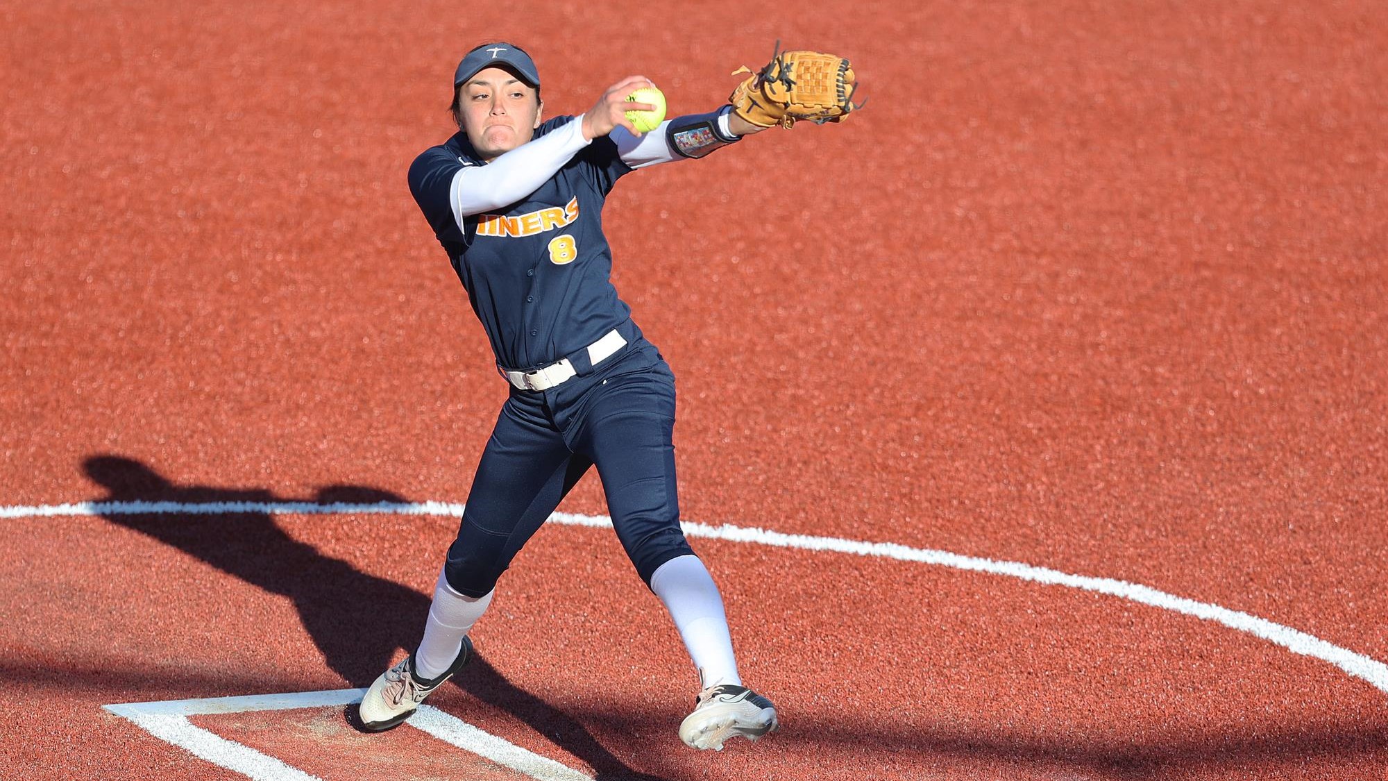 UTEP Softball Clips Bluejays, 8-7, Saturday Evening - UTEP Miners