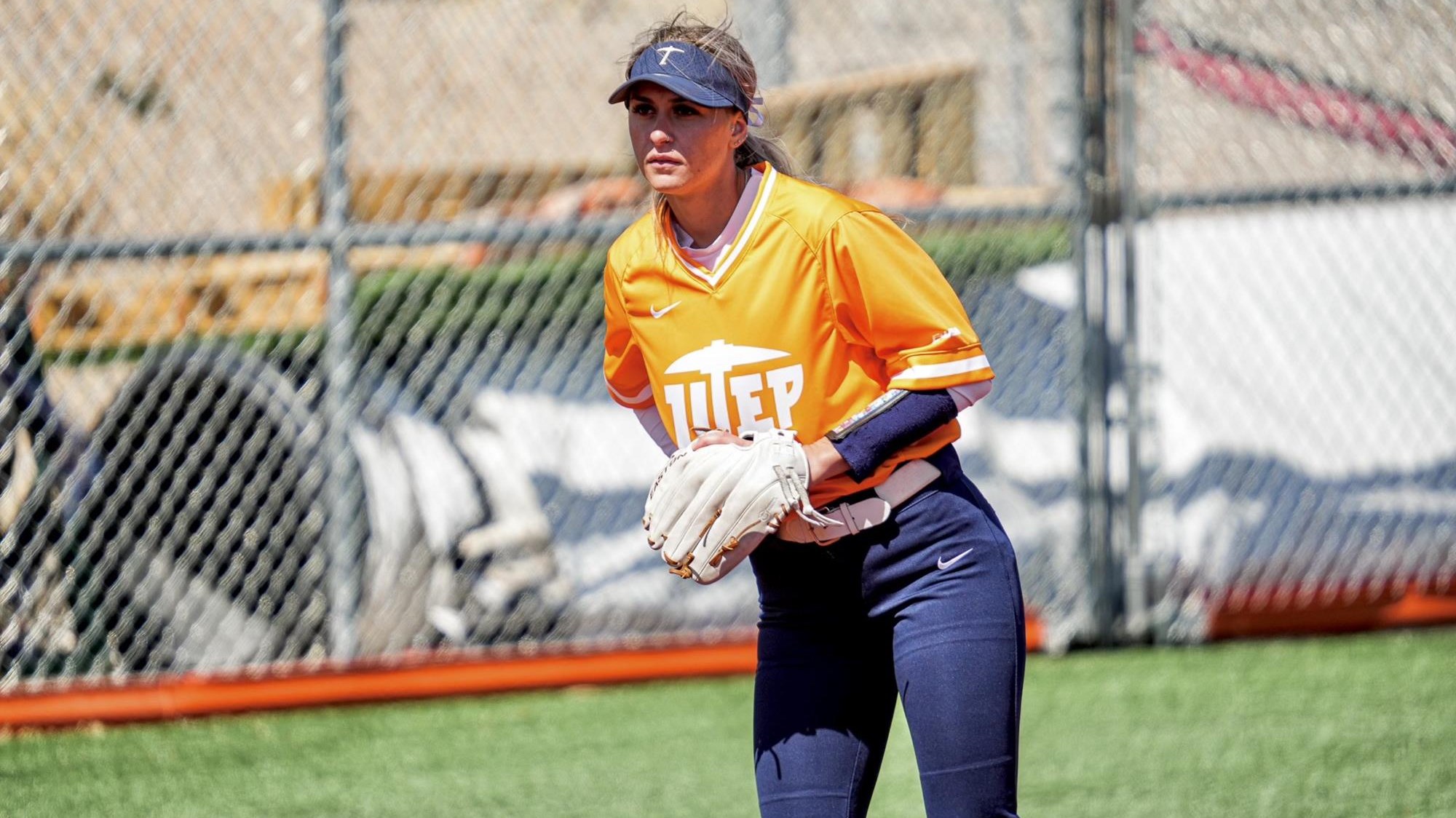 UTEP Softball Falls in Series Finale to UTSA - UTEP Miners