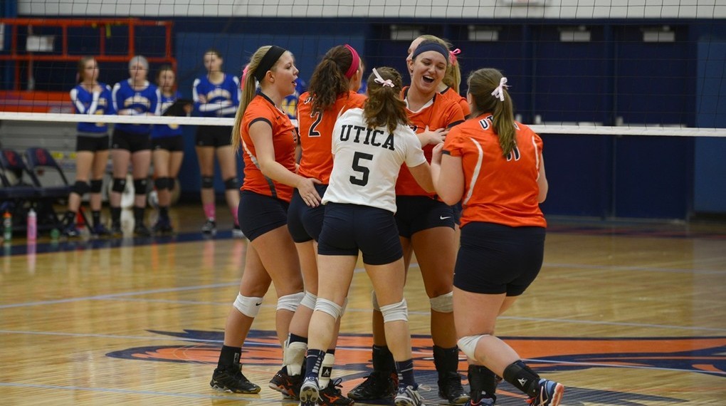 Alexis Lyon - Women's Volleyball - Utica University Athletics