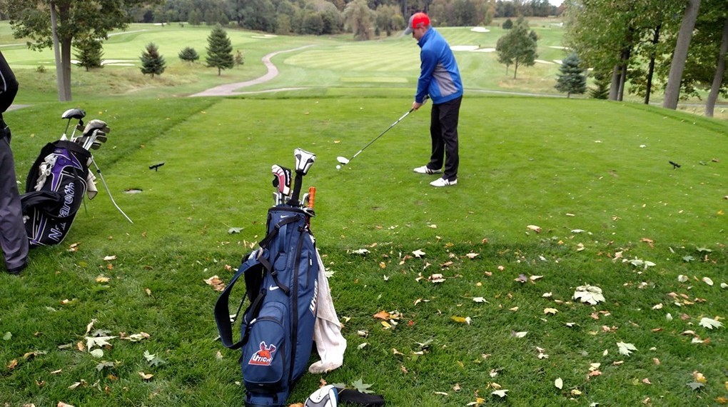 Alec Roback - Men's Golf - Utica University Athletics