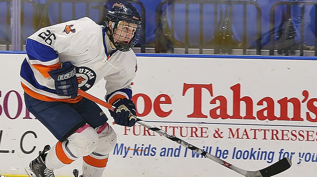 Mikhail Bushinski - Men's Ice Hockey - Utica University Athletics