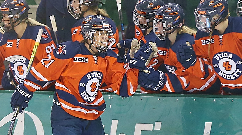 Elizabeth Dohner - Women's Ice Hockey - Utica University Athletics